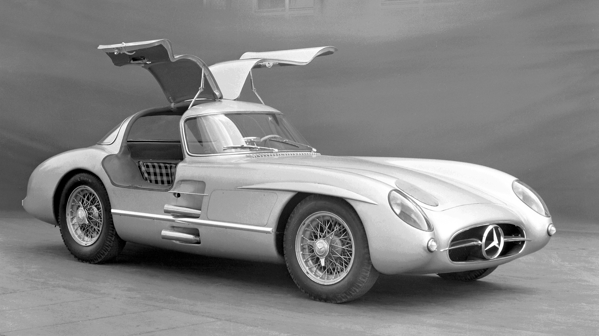 1955 Mercedes-Benz 300 SLR Uhlenhaut Coupe sold for record $143M