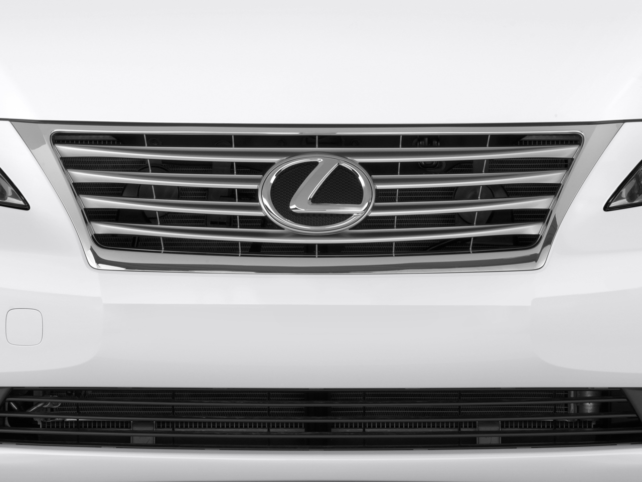 Run Away Lexus ES 350 To Be Tested By N.H.T.SA