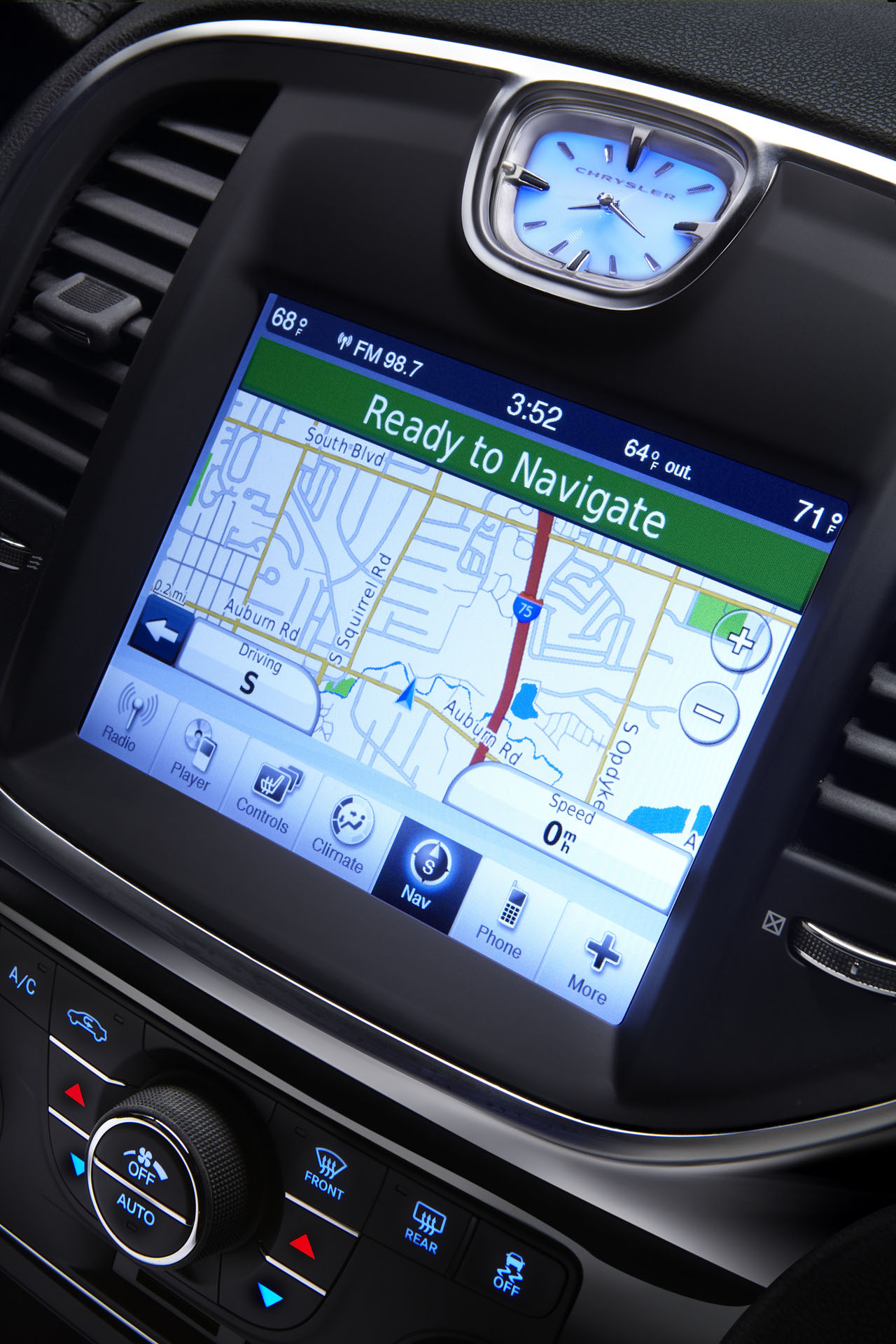 CES 2011: A Closer Look At Chrysler's Uconnect Touch