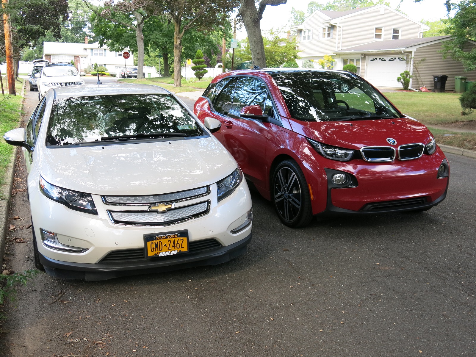 2014 BMW i3 REx Vs Chevy Volt: Range-Extended Electric Cars Compared