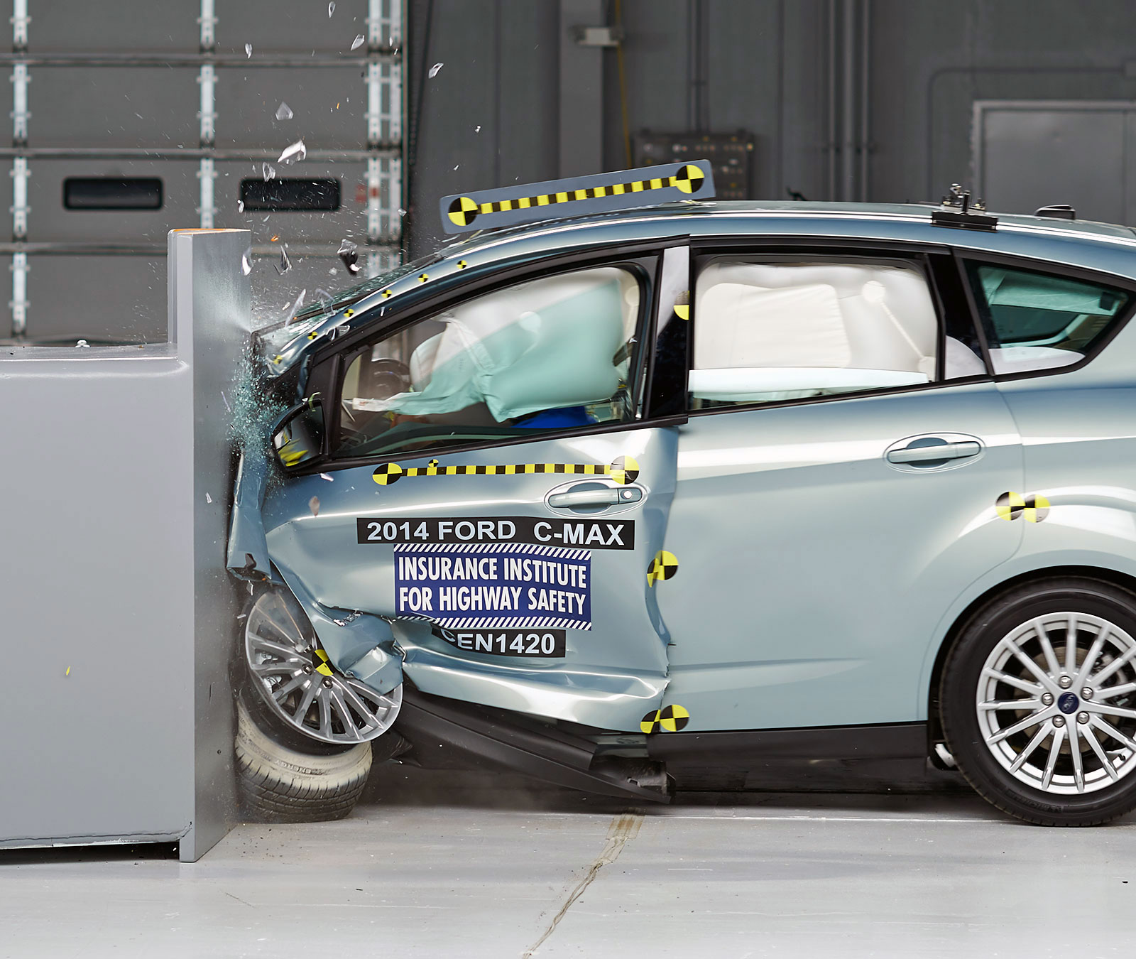IIHS Tests Small Cars On Small Overlap: Volt Does OK, Leaf 'Struggles'