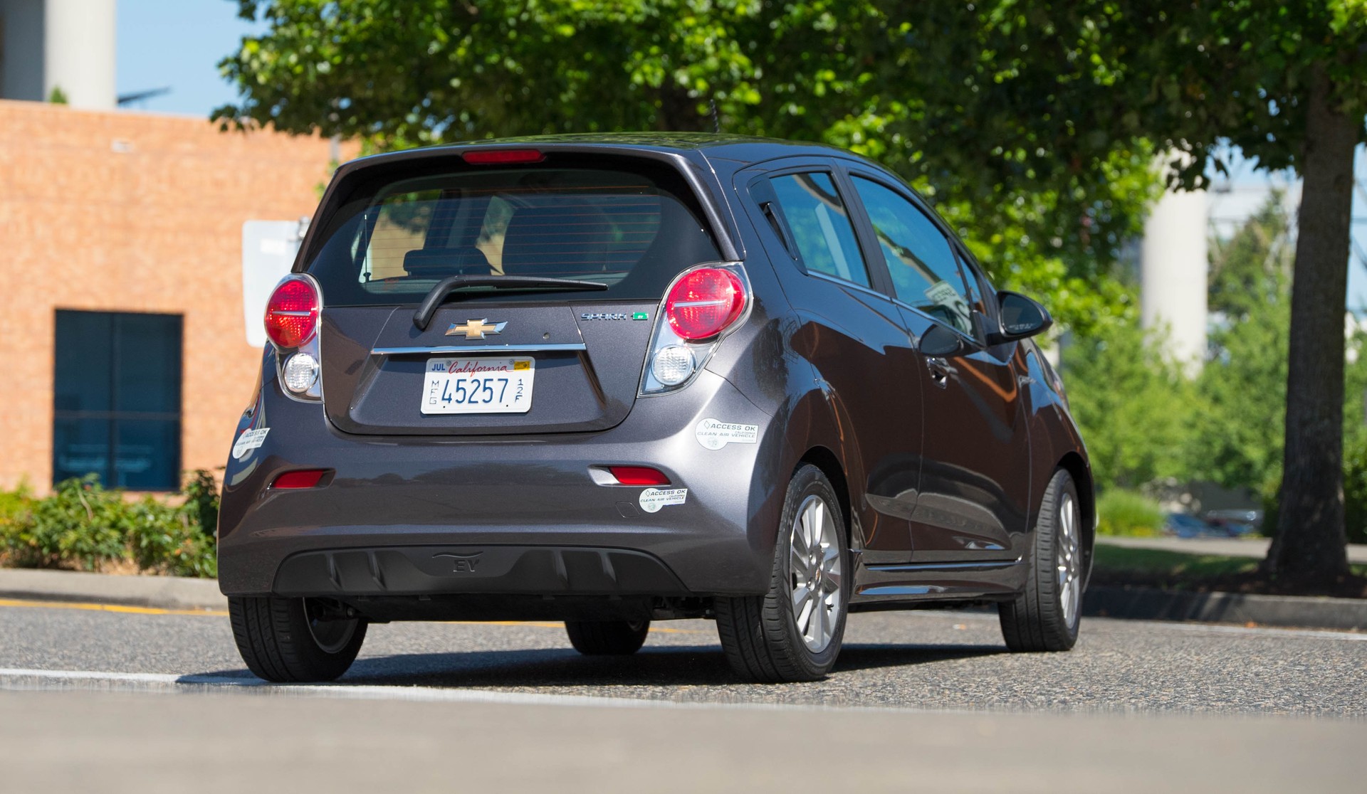 2015 Chevrolet Spark EV Price Cut To $25,995; $139 Lease, No Money Down
