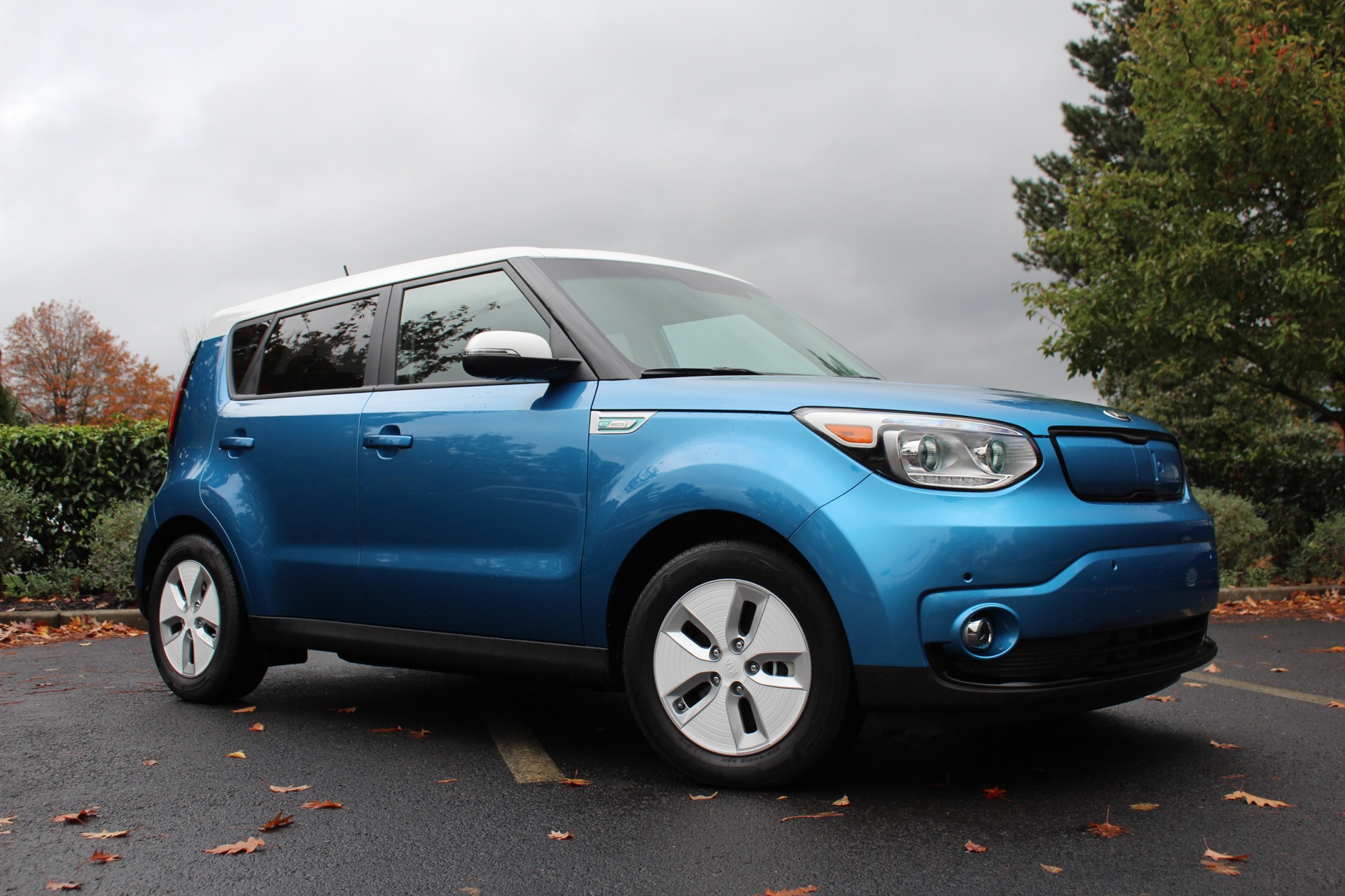 2015 Kia Soul EV Video Road Test 2015 Kia Soul EV Video Road Test