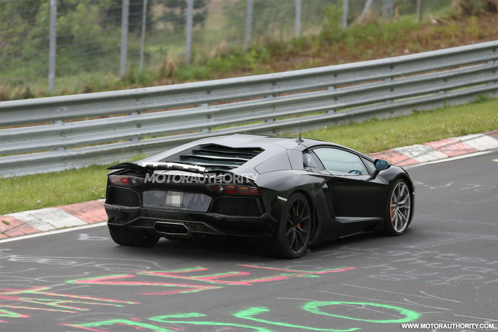 Lamborghini Teases ‘Most Reactive’ Car For 2015 Geneva Motor Show: Video
