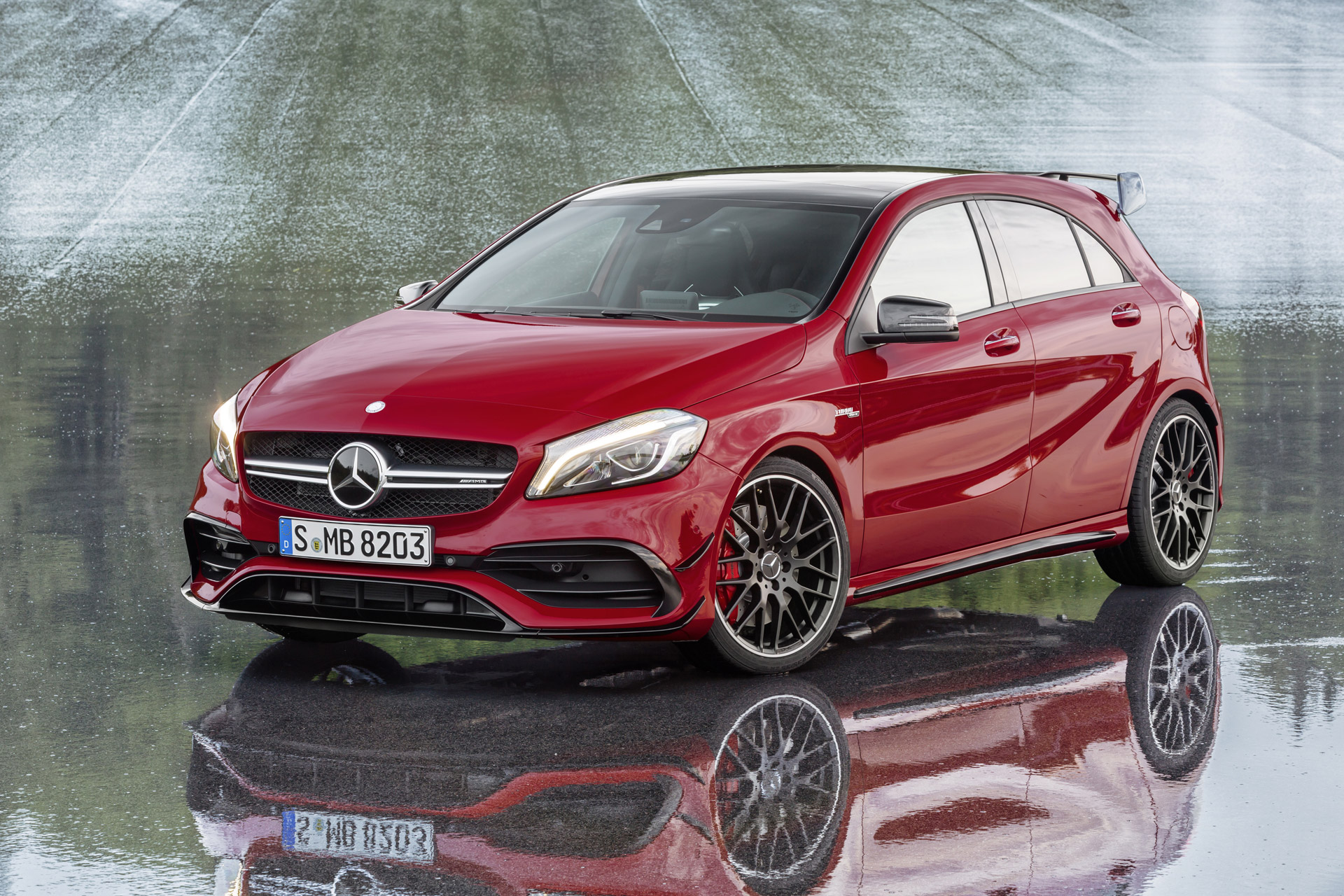2016 Mercedes A Class Debuts Mercedes AMG A45 Now With 375 HP Video 2016 Mercedes A Class Debuts Mercedes AMG A45 Now With 375 HP Video