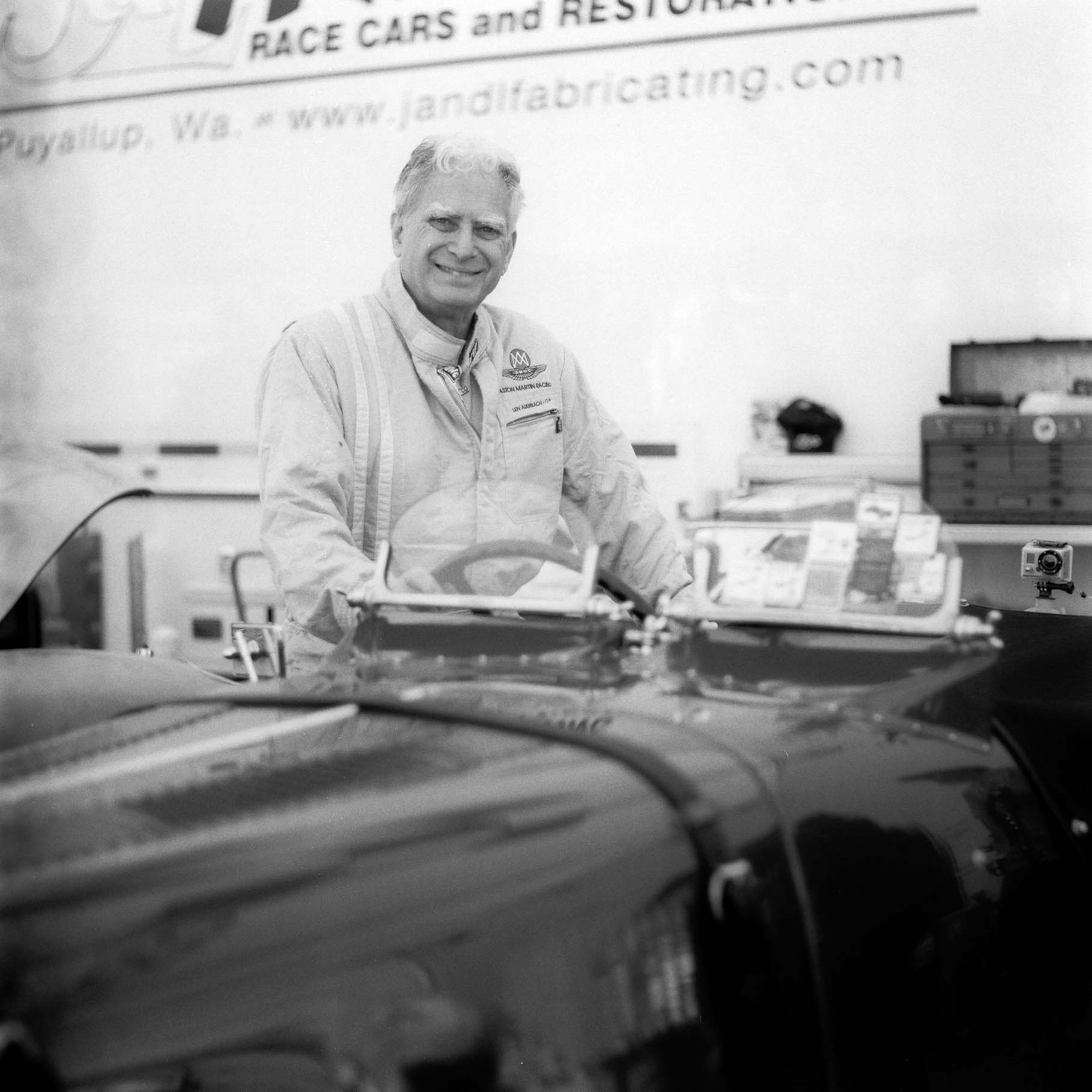 We photographed an old school race with an old school camera