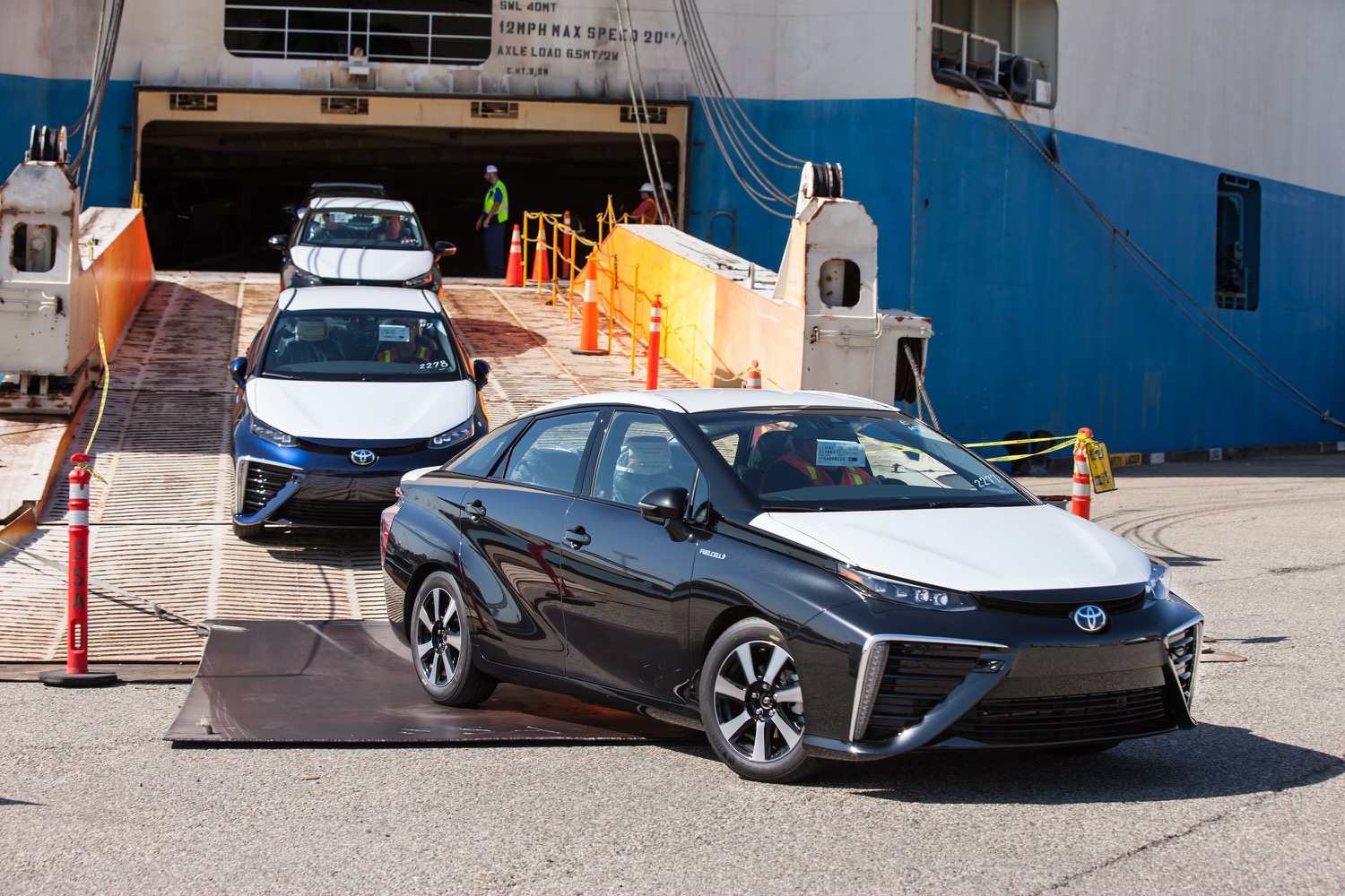 Toyota Mirai, Electric DeLorean Highlight Back To The Future Movie ...