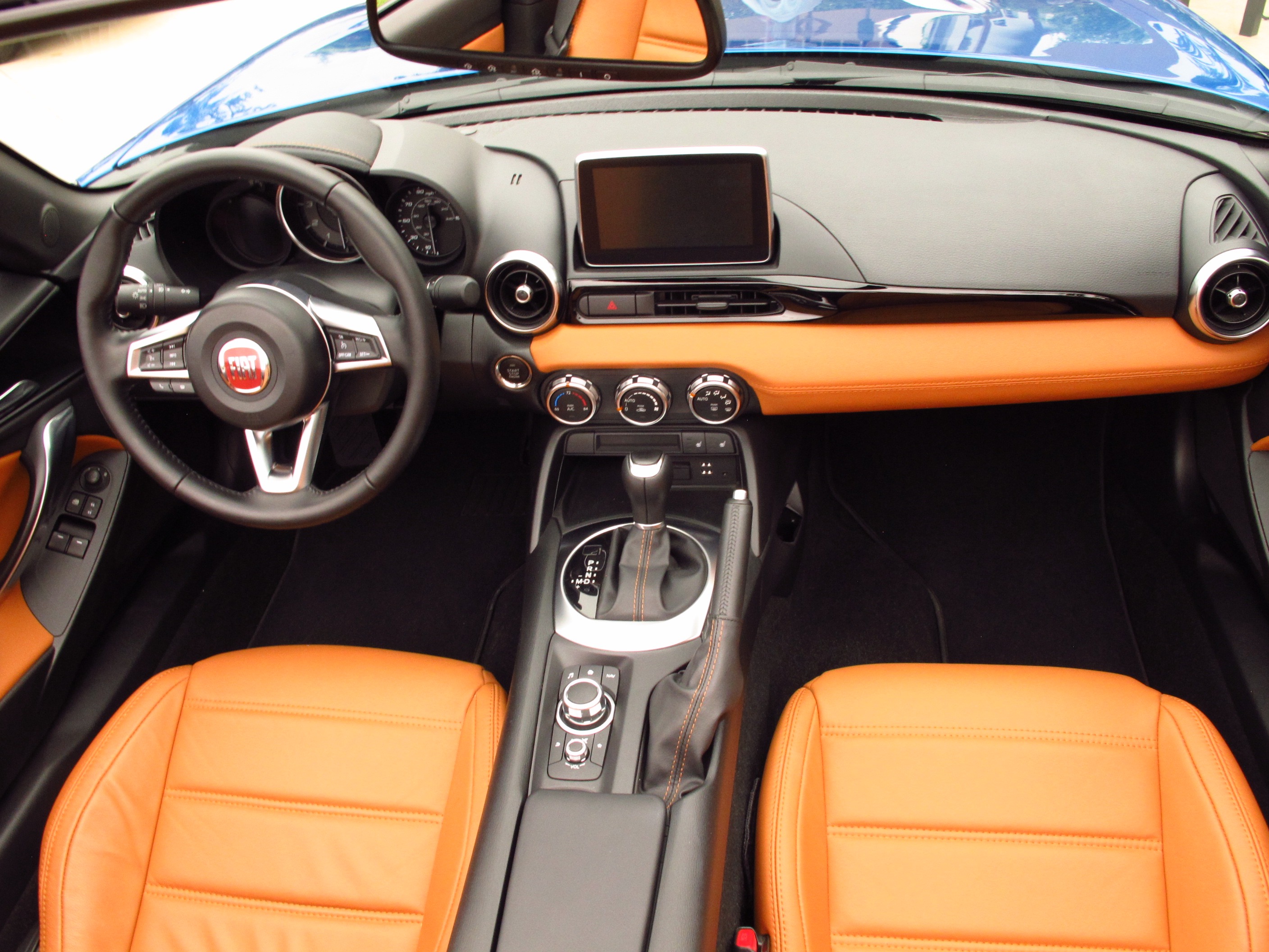 8 ways the Fiat 124 Spider differs from the Mazda Miata