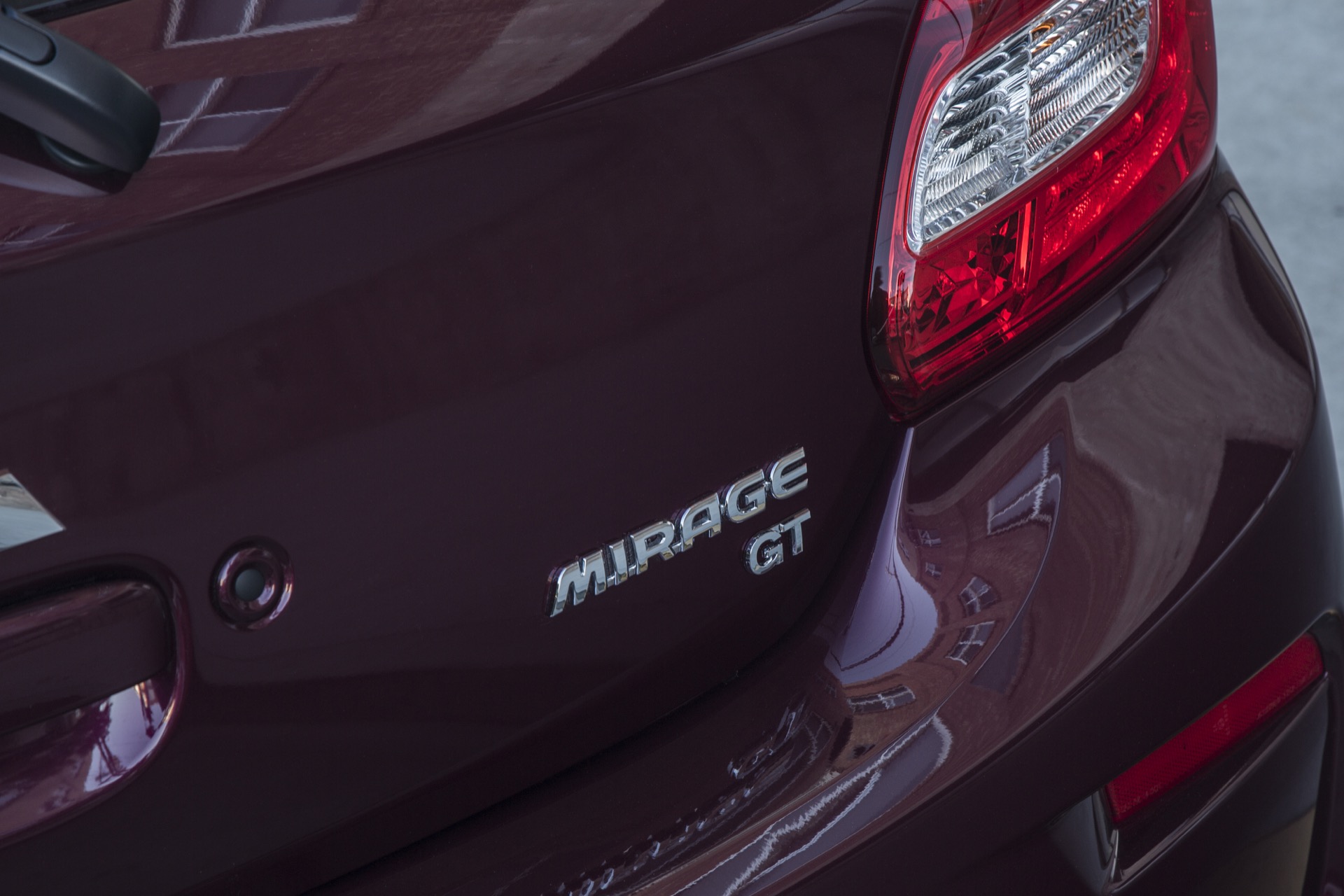 2017 Mitsubishi Mirage preview