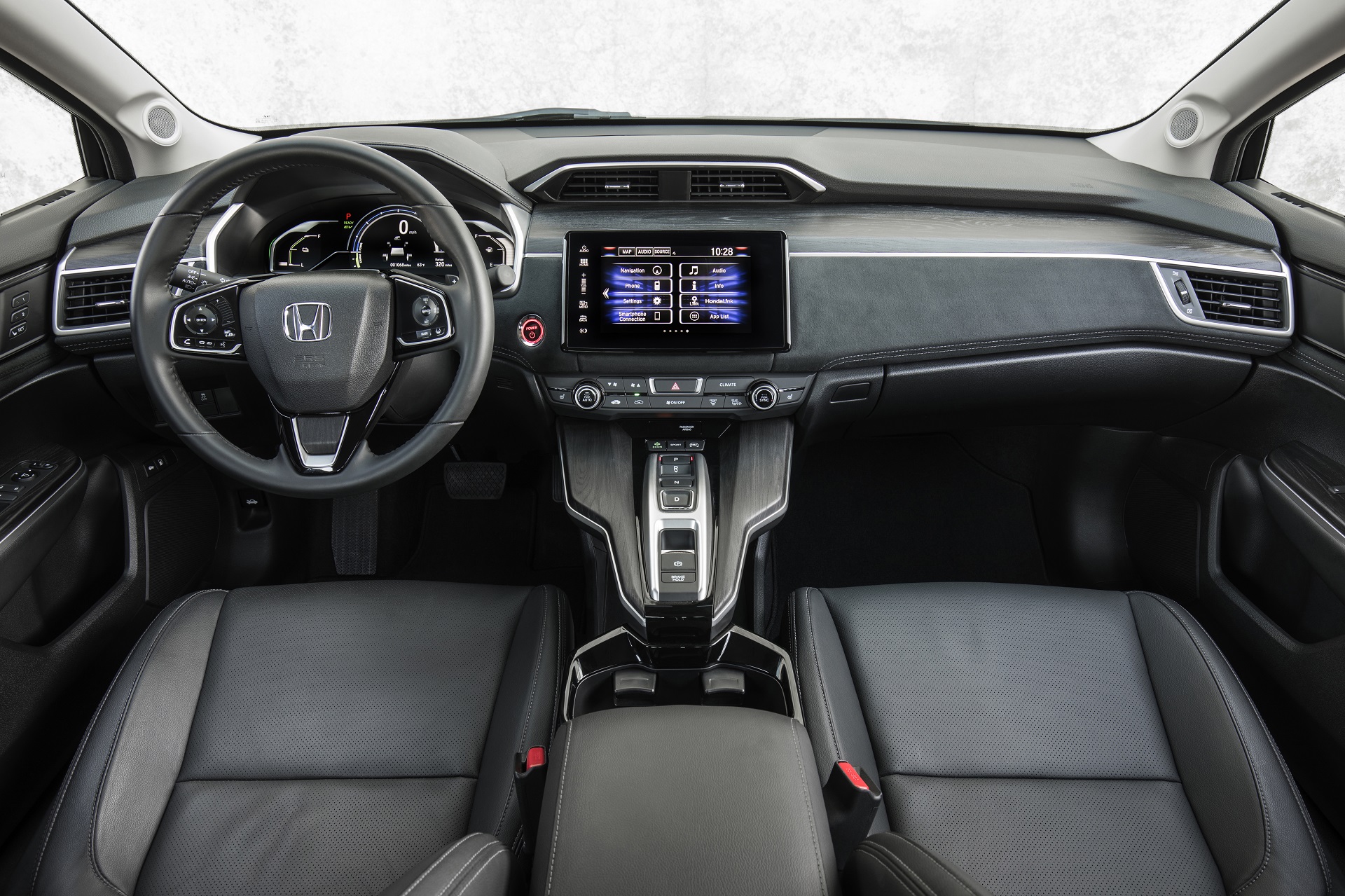 The 2018 Honda Clarity real-world review: enough to challenge the ...