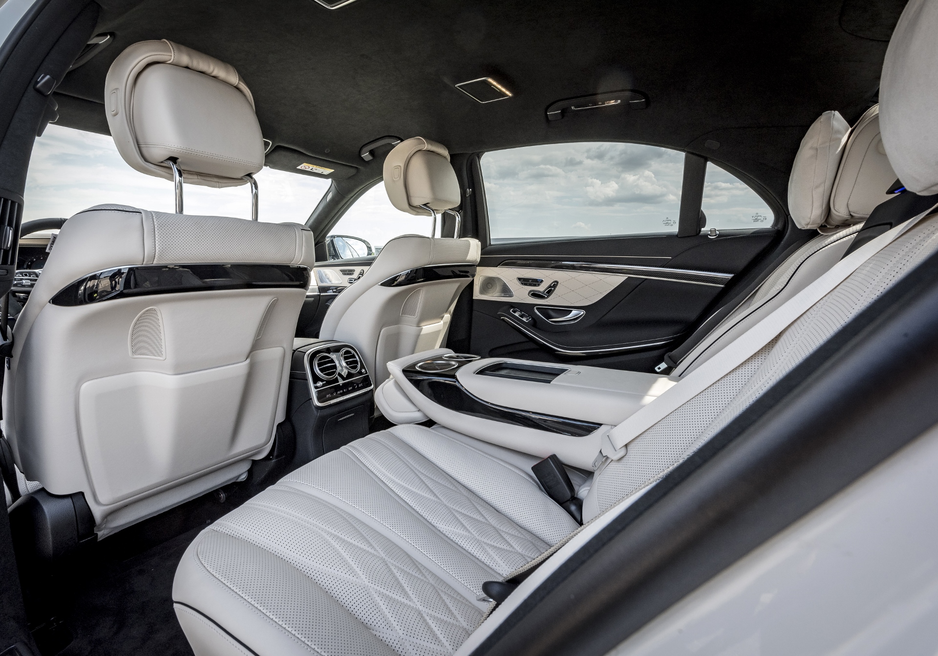 2018 Mercedes-Benz S-Class first drive review: relaxation chamber