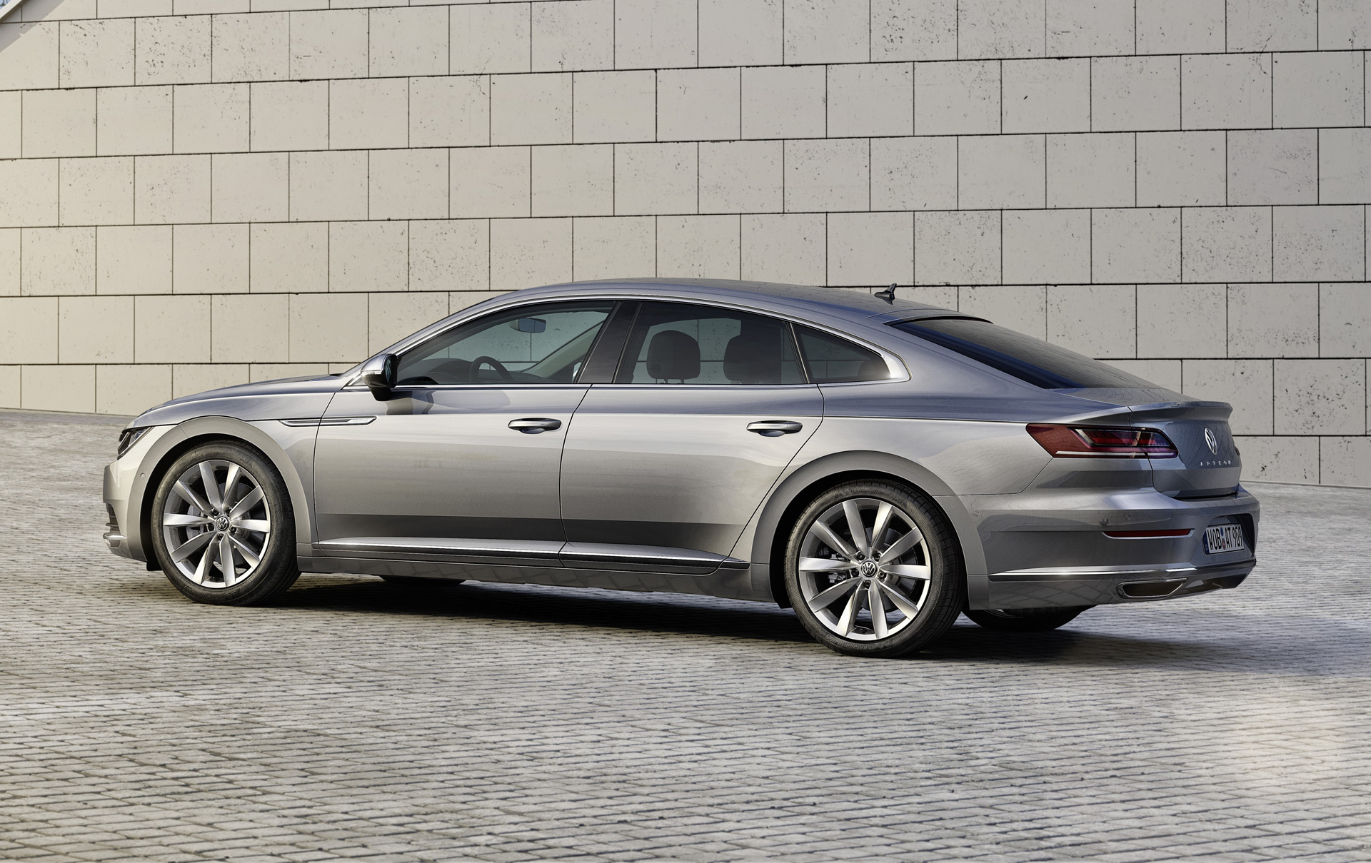 Volkswagen Arteon fastback sedan revealed, on sale mid-2018