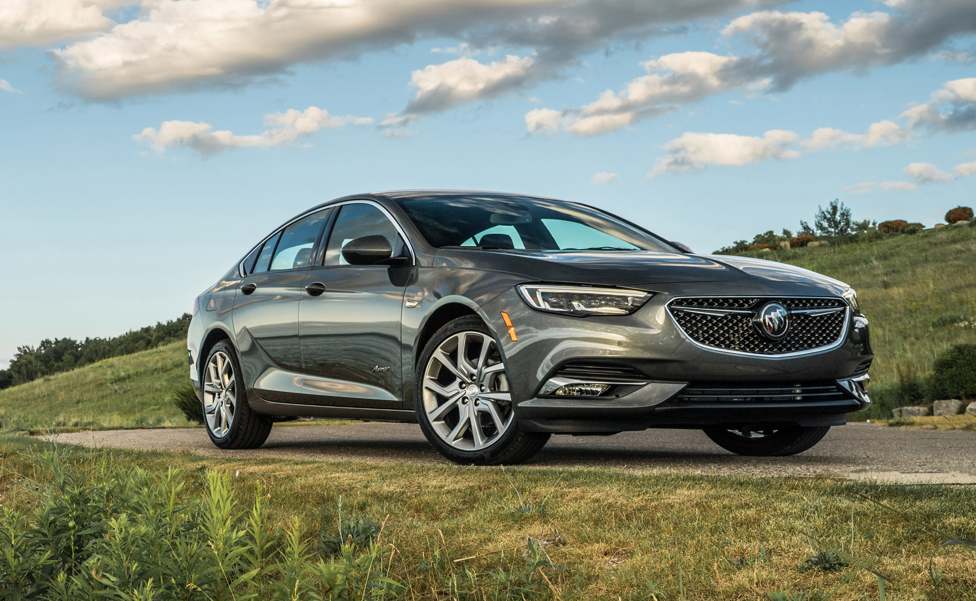 2019 Buick Regal Offered With Upmarket Avenir Trim 2019 Buick Regal Offered With Upmarket Avenir Trim