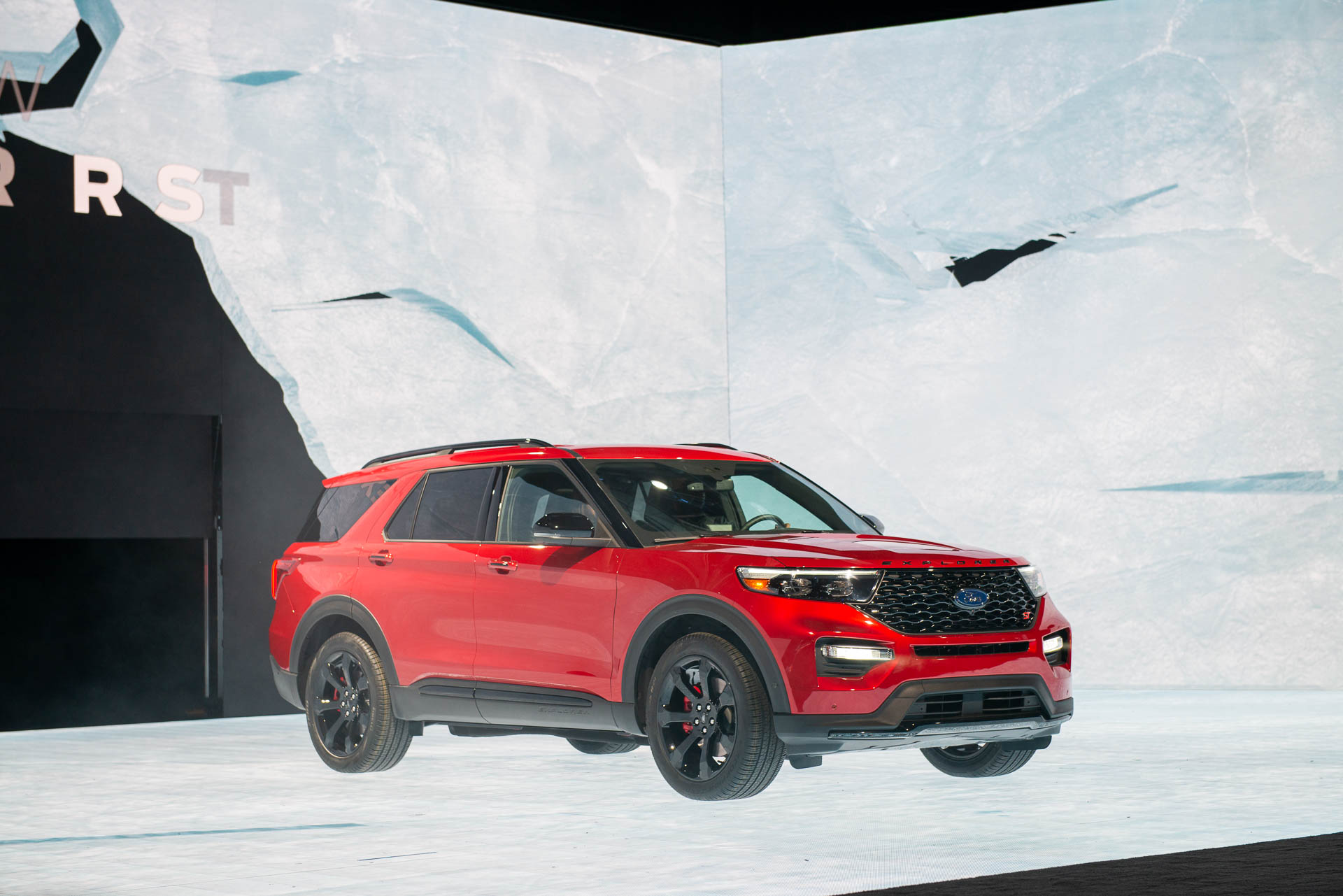 Ford doesn't think Explorer ST buyers want a V-8