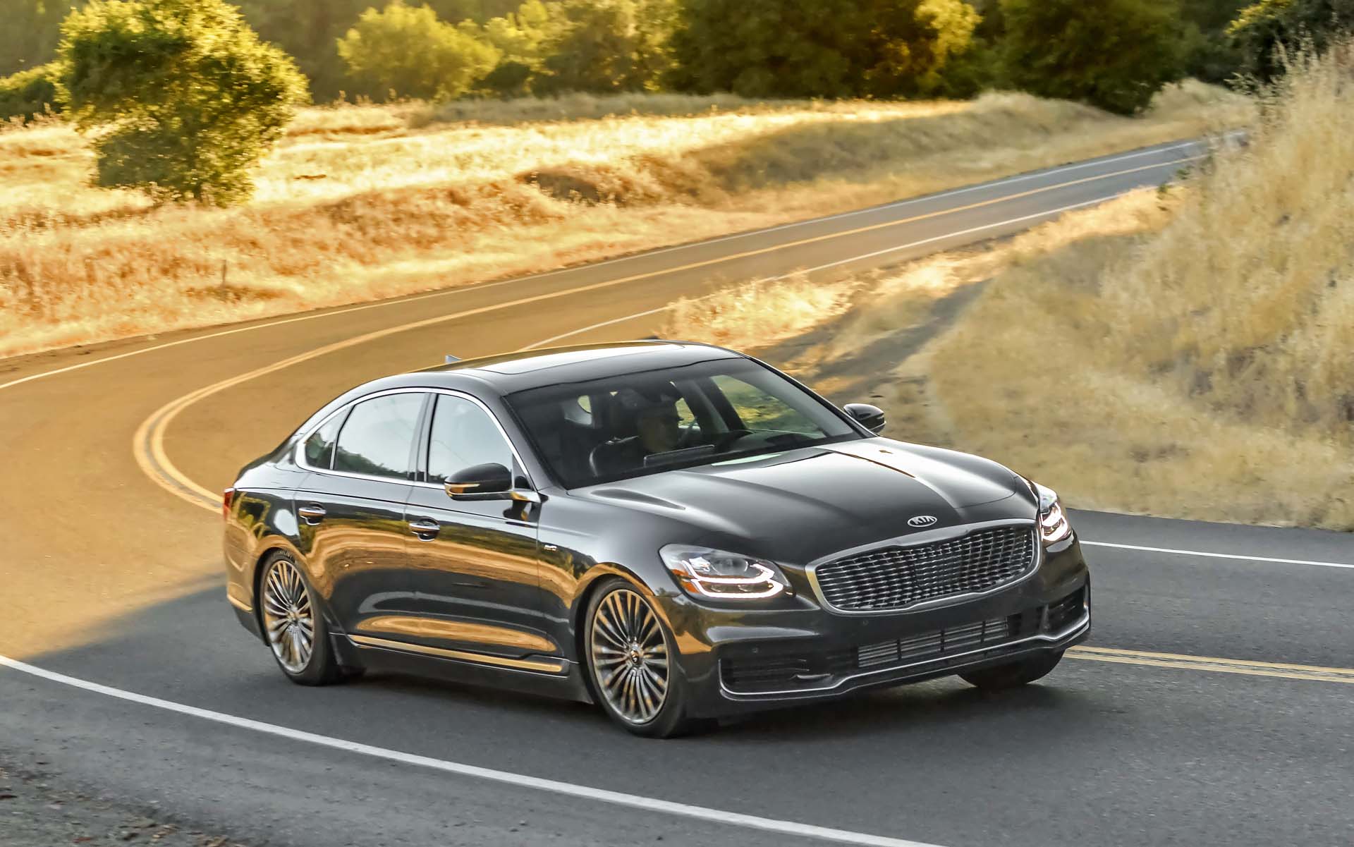 2019 Kia K900 first drive review: Tighter and more European
