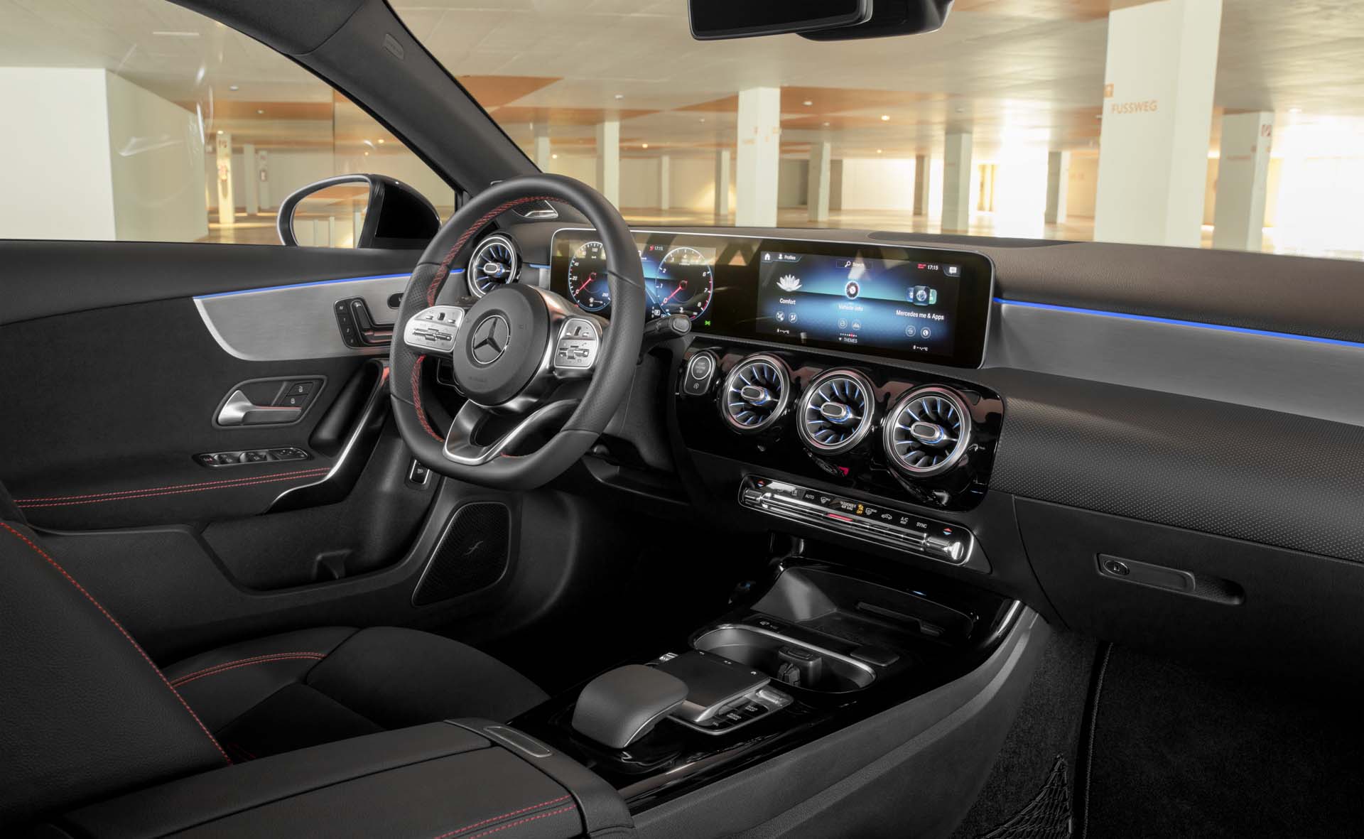 2019 Mercedes-Benz A-Class sedan makes US debut: The new entry point