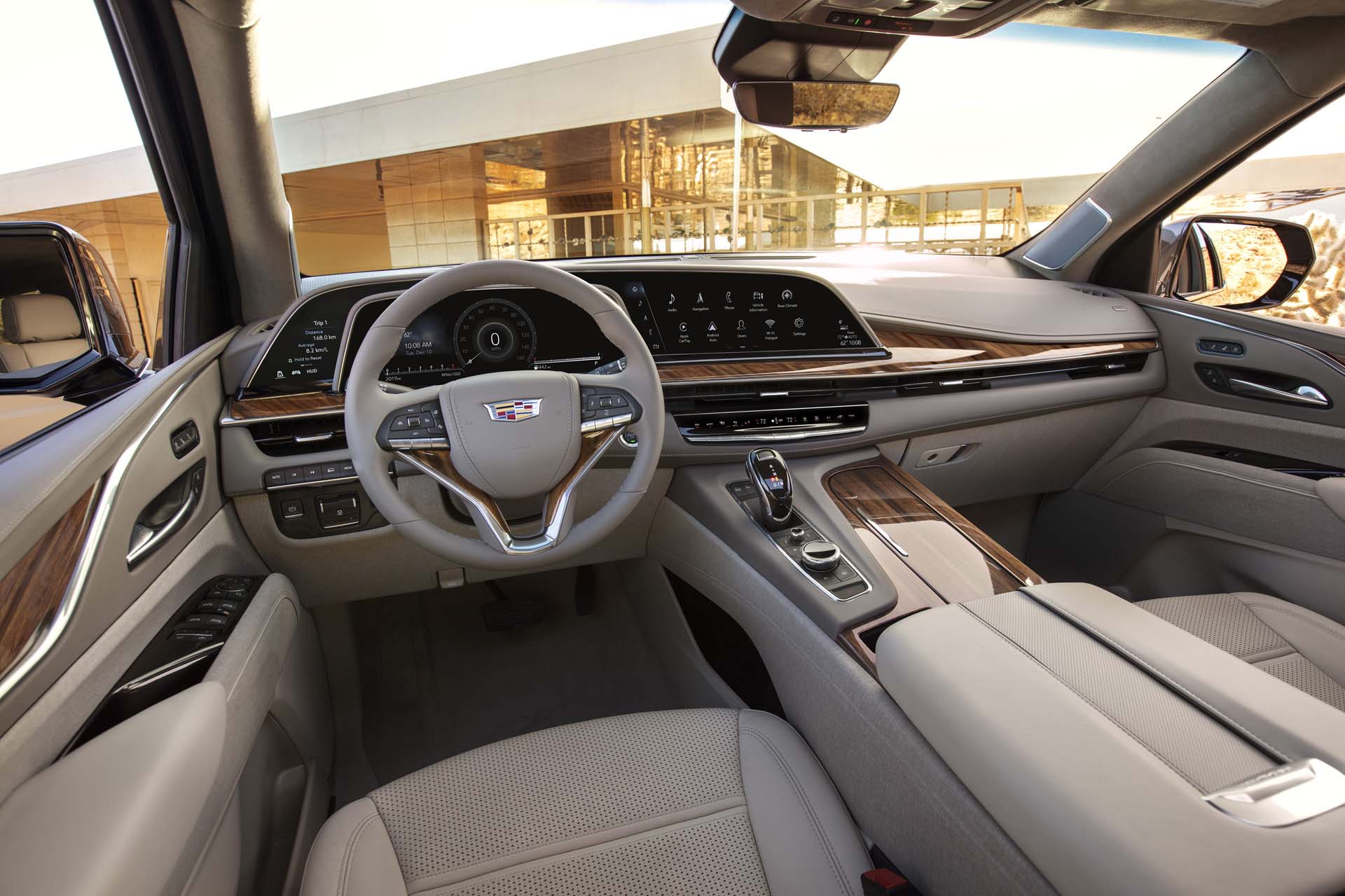 2021 Cadillac Escalade vs. 2020 Lincoln Navigator: How the full-size ...