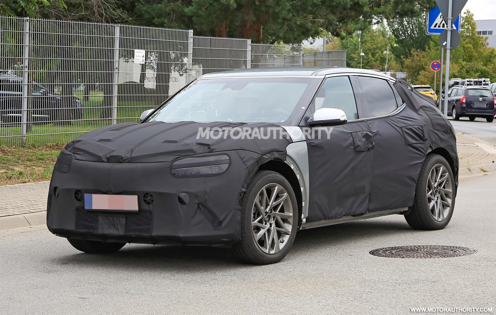 E-GMP: 800-volt EV platform with bi-directional charging to benefit Genesis
