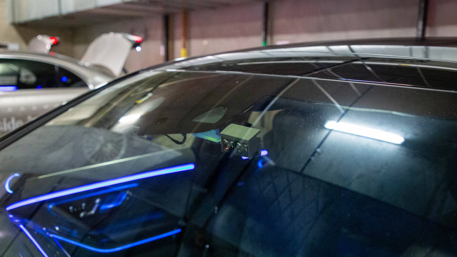 Mercedes-Benz tests automated valet parking and Drive Pilot hands-free ...