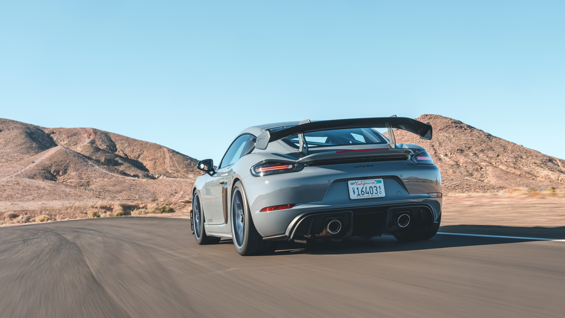 First drive review: 2022 Porsche 718 Cayman GT4 RS writes a love letter ...