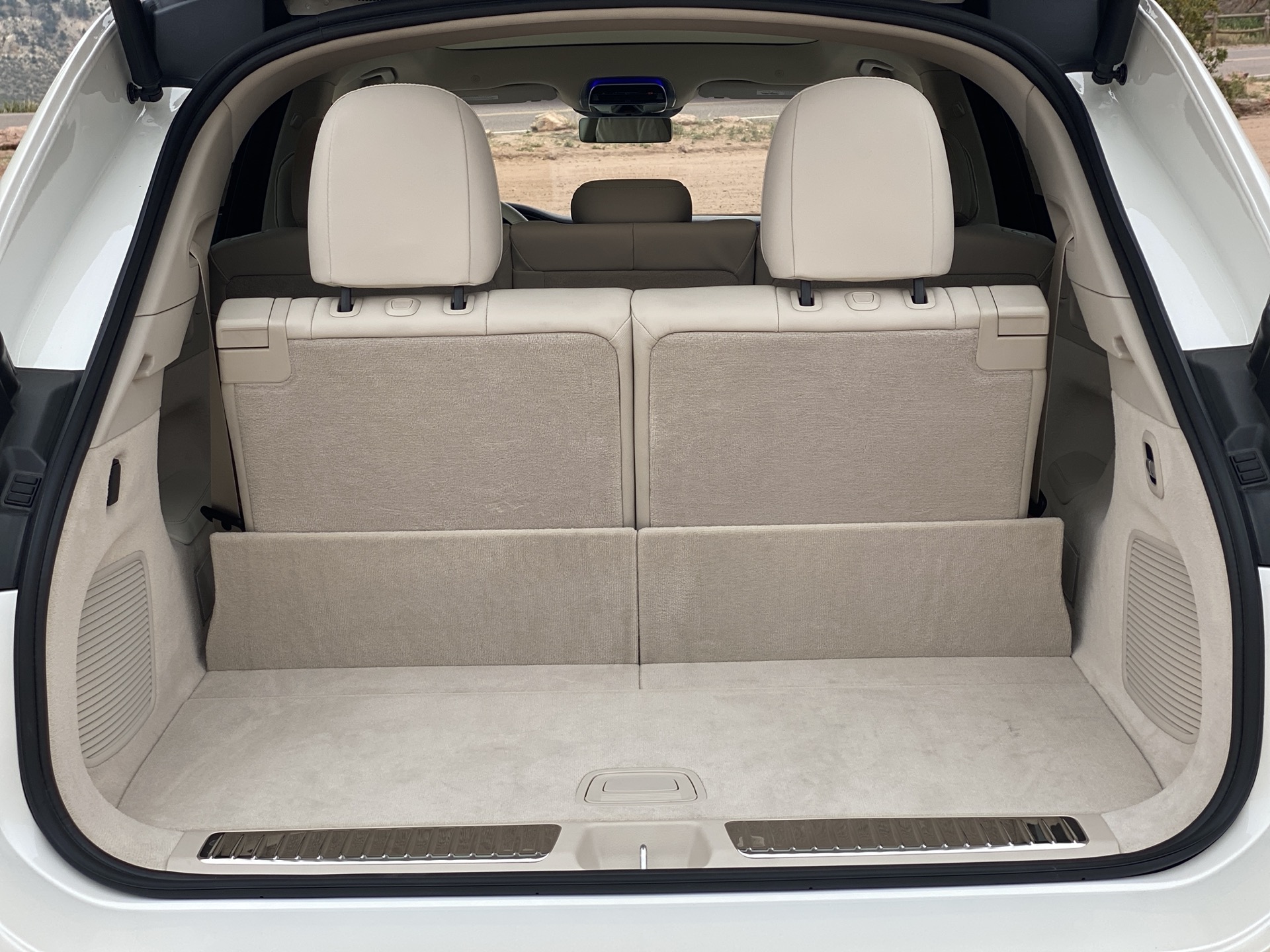 Review: 2023 Mercedes-Benz EQS SUV comforts the budding three-row ...