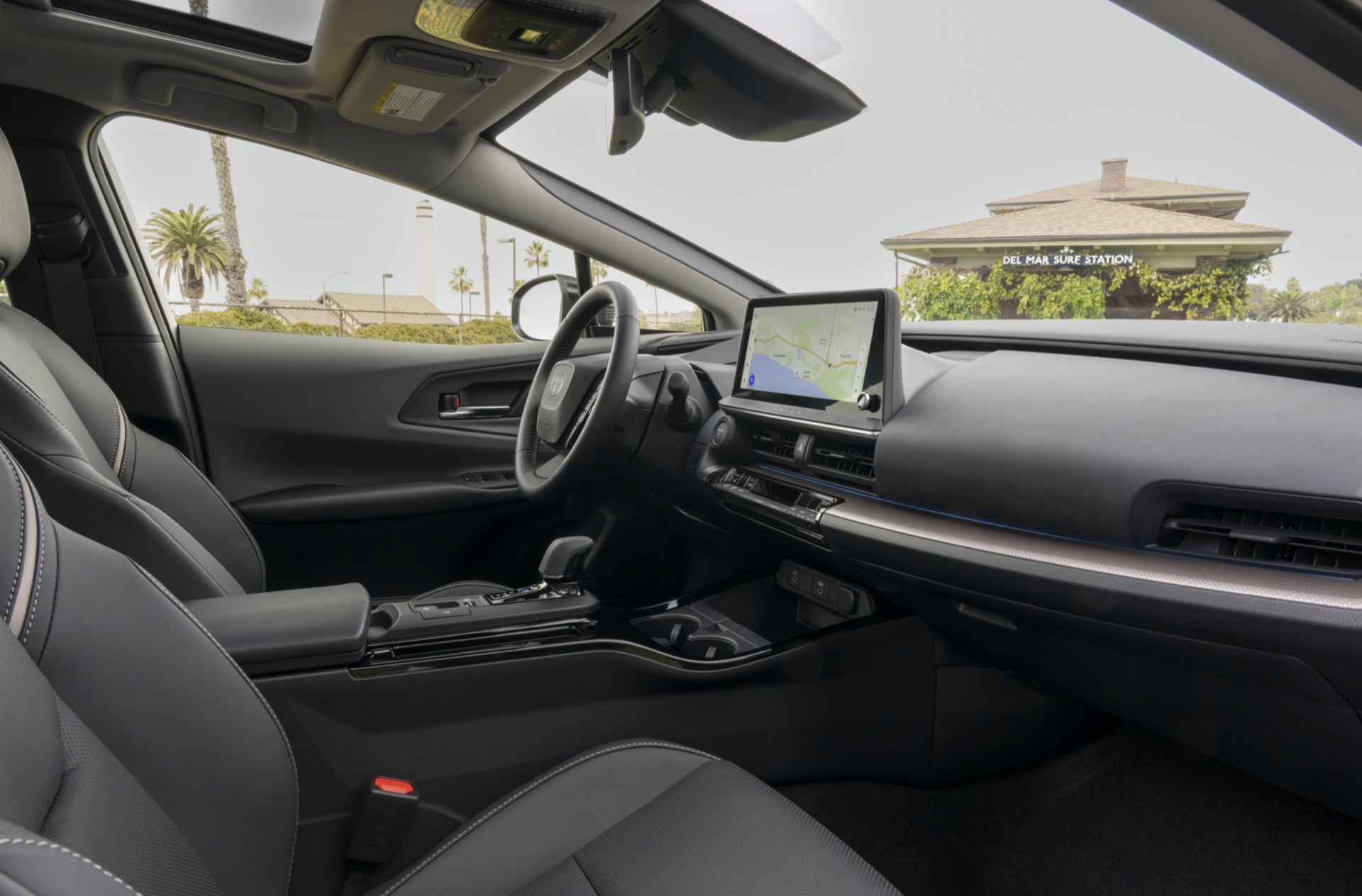 Review: 2023 Toyota Prius rethinks high-mpg hybrid for stunning style