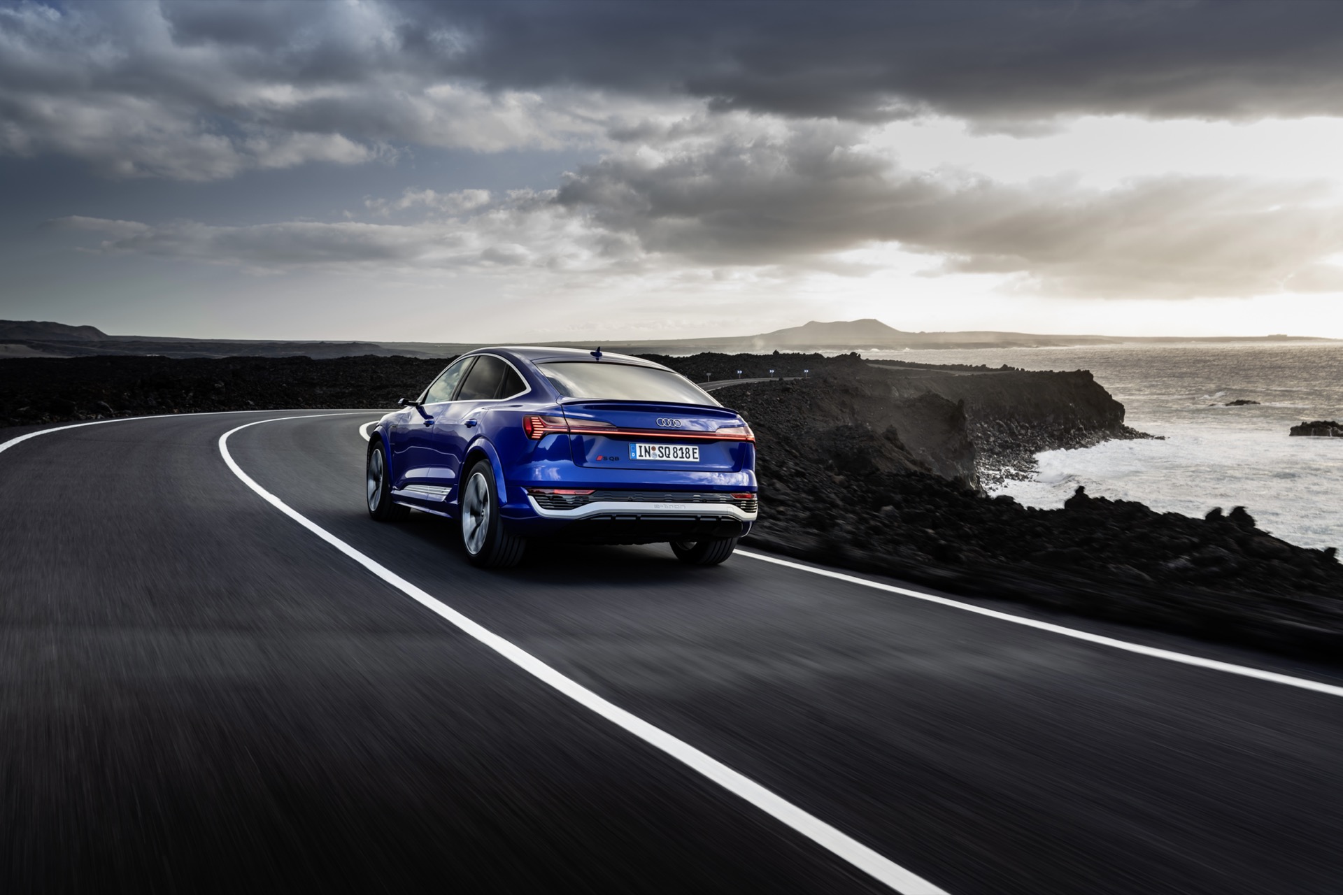 Review: 2024 Audi Q8 E-Tron improves its EV credentials but lacks Tesla ...