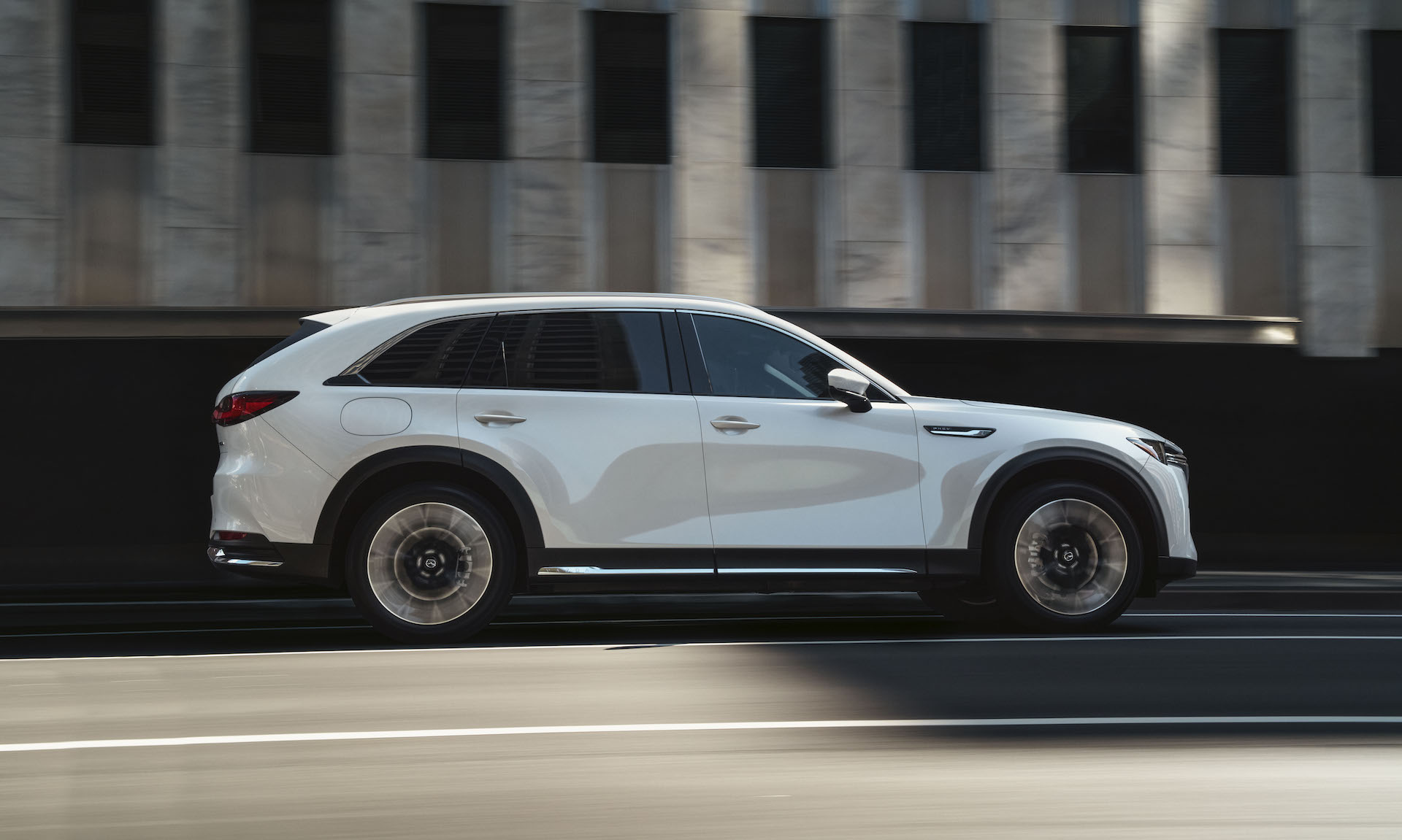 Review: 2024 Mazda CX-90 puts a premium on premium