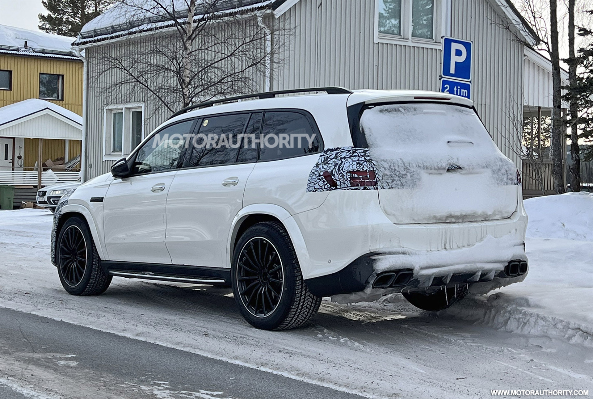 2024 Mercedes-Benz AMG GLS 63 spy shots