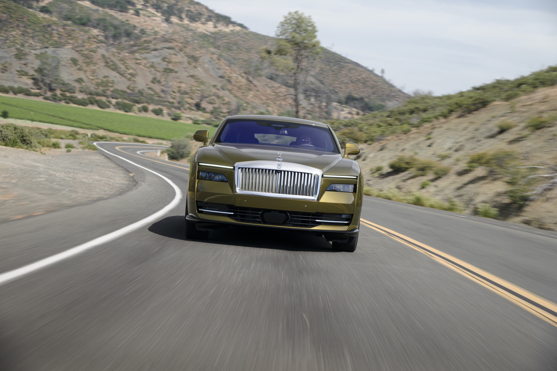 How the first Rolls-Royce EV took form | KIVIAC