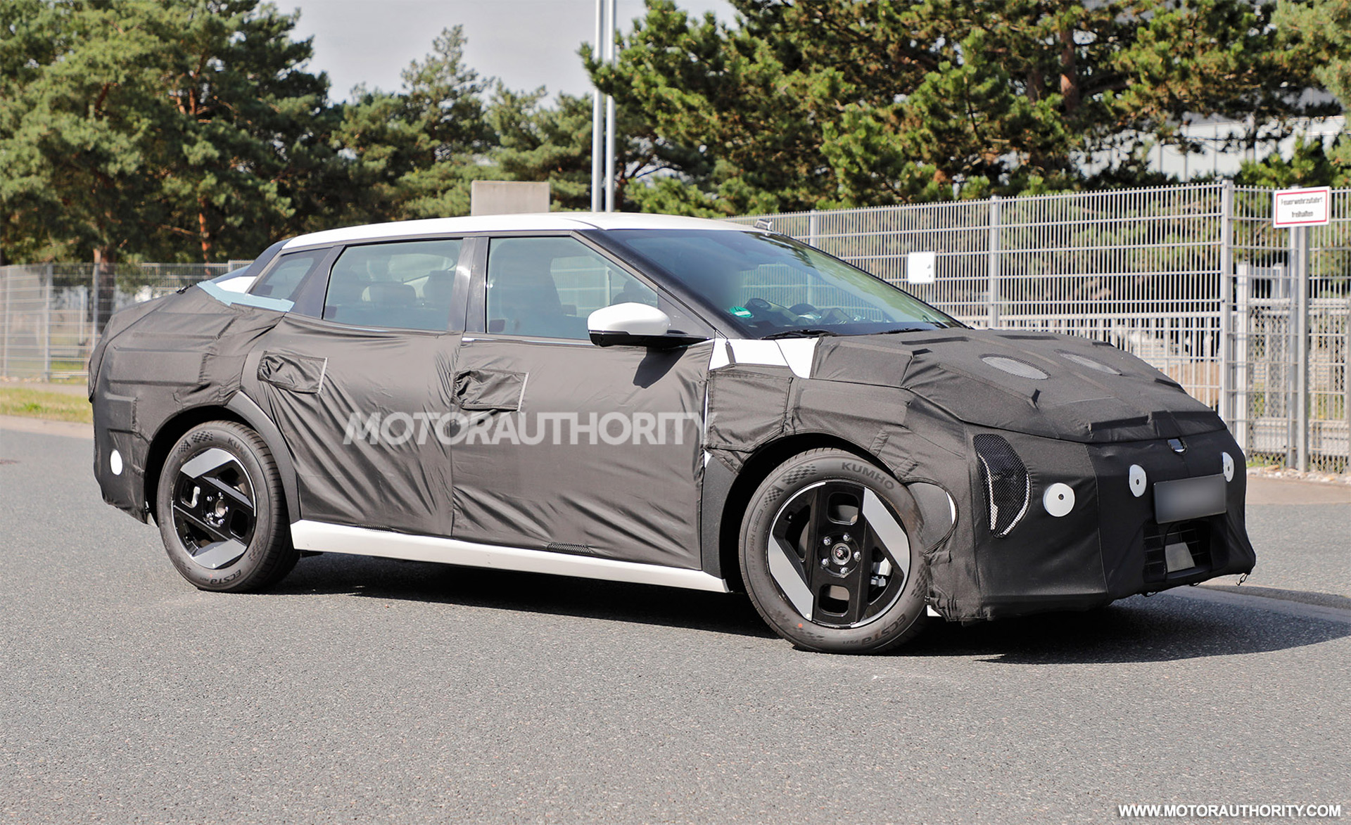 2026 Kia EV4 electric hatch to join sleek liftback