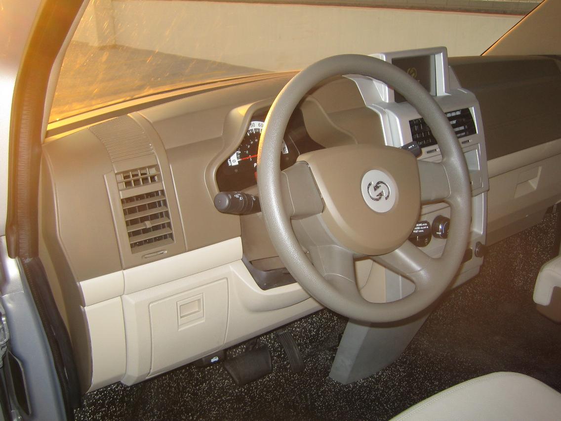 100-MPG Bright Idea Delivery Van: Now With 40 Electric Miles!