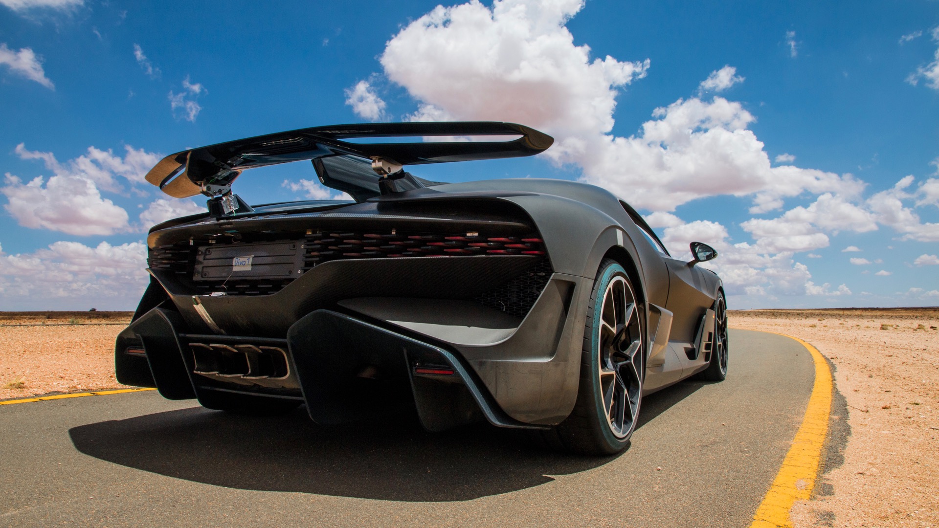 Bugatti Divo storms the Nürburgring