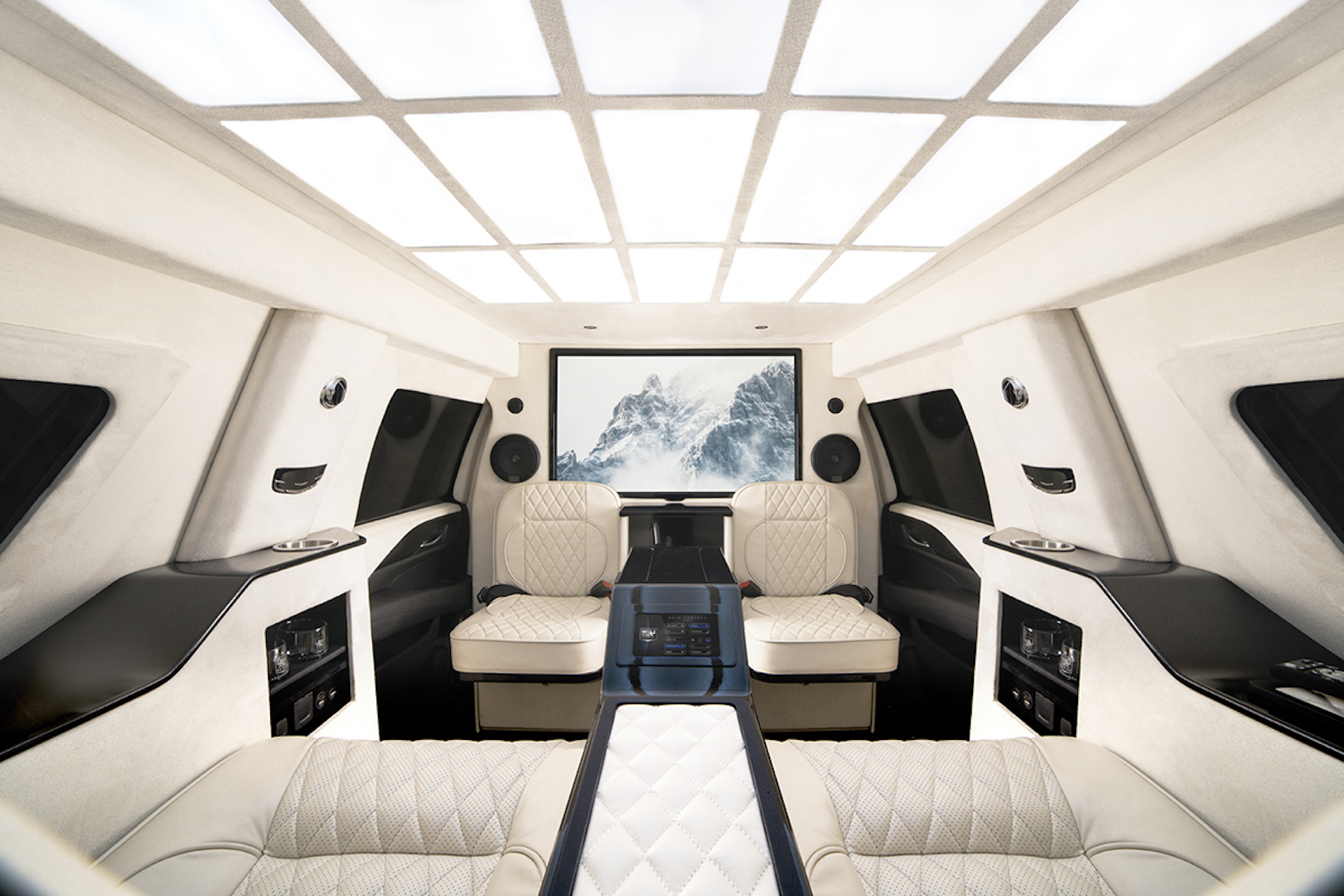 Bulletproof behemoth: Armored Cadillac Escalade can stop rifle fire and ...