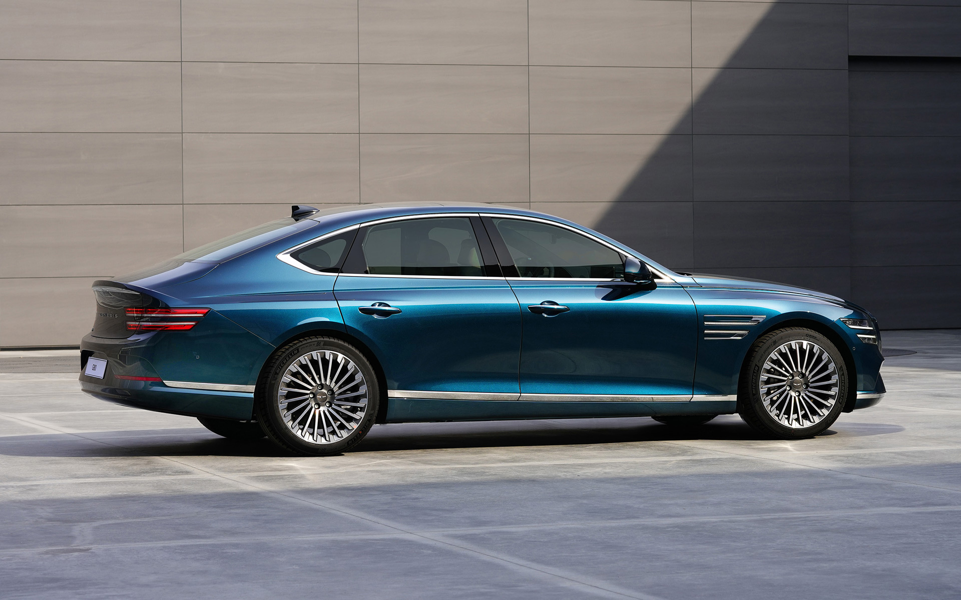 Genesis prices Electrified G80 at $80,920, expands EV availability to ...