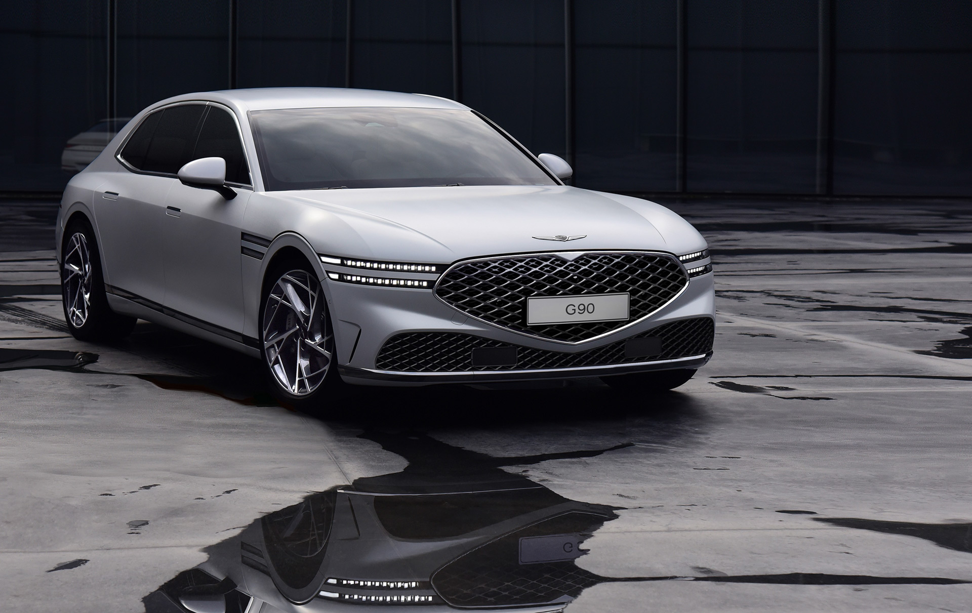 BMW Concept XM, 2023 Aston Martin V12 Vantage, 2023 Genesis G90: This ...