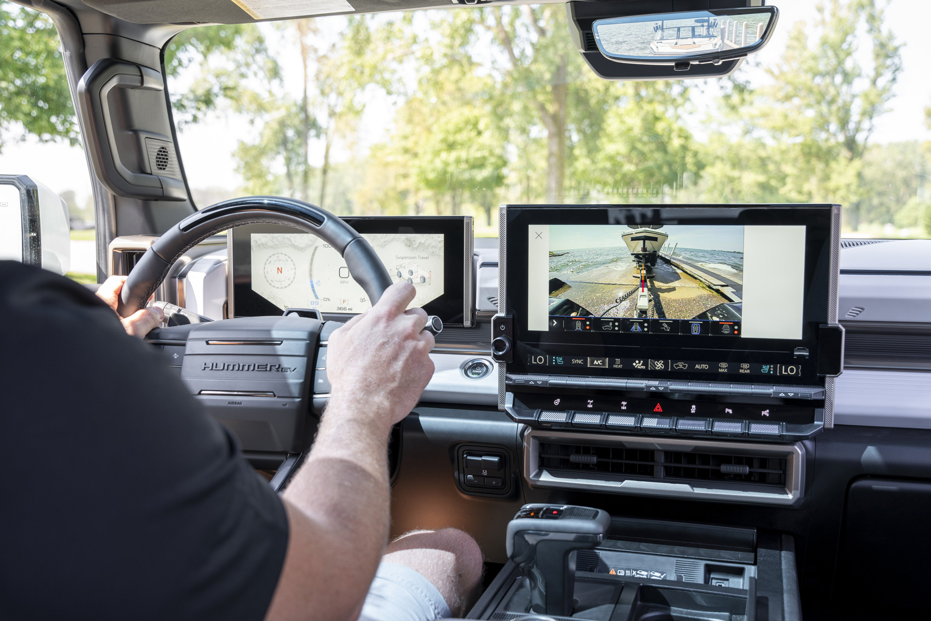 2023 GMC Hummer EV Pickup range boosted to 355 miles