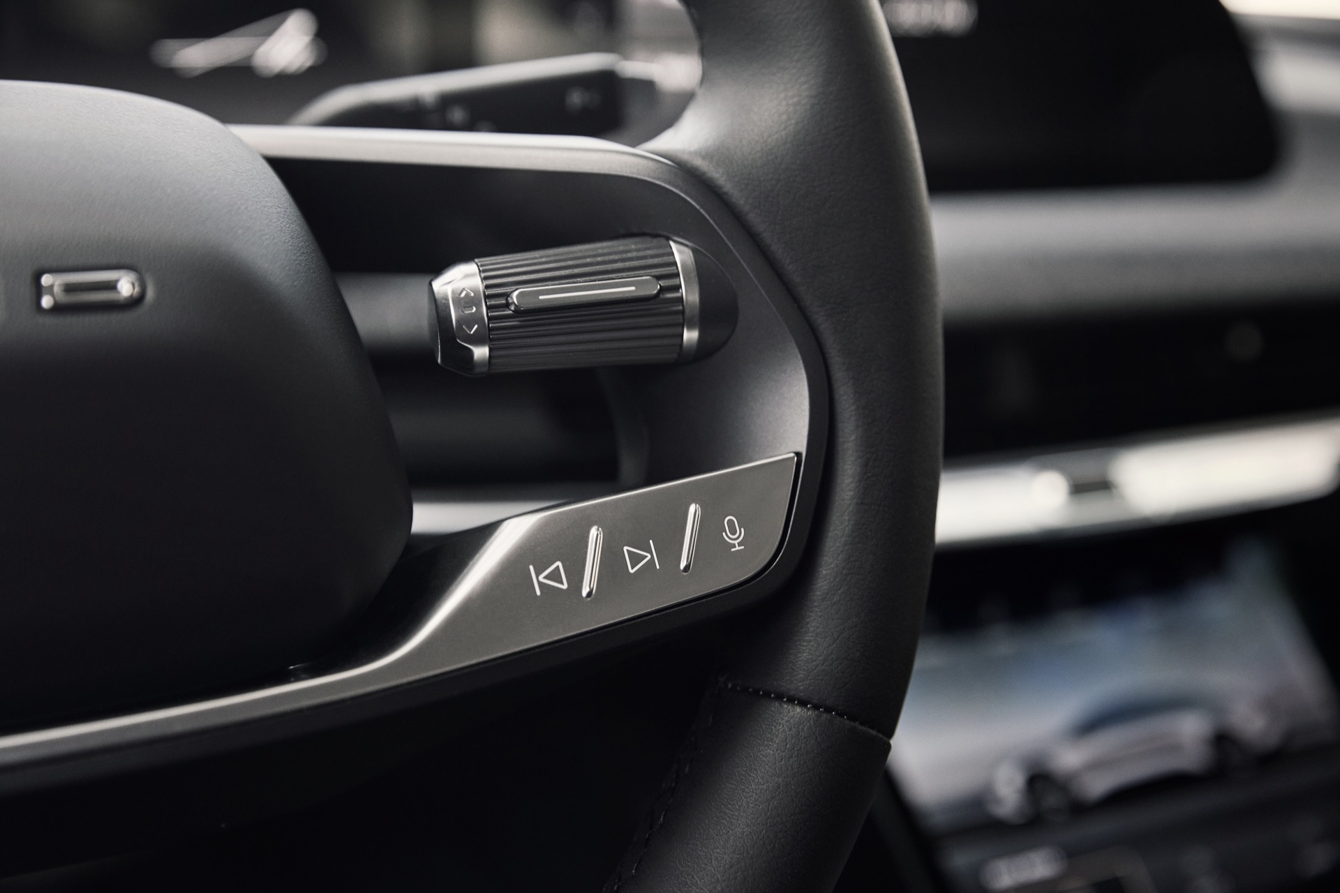 Lucid dumped Alexa, aims for EV context with new voice assistant ...