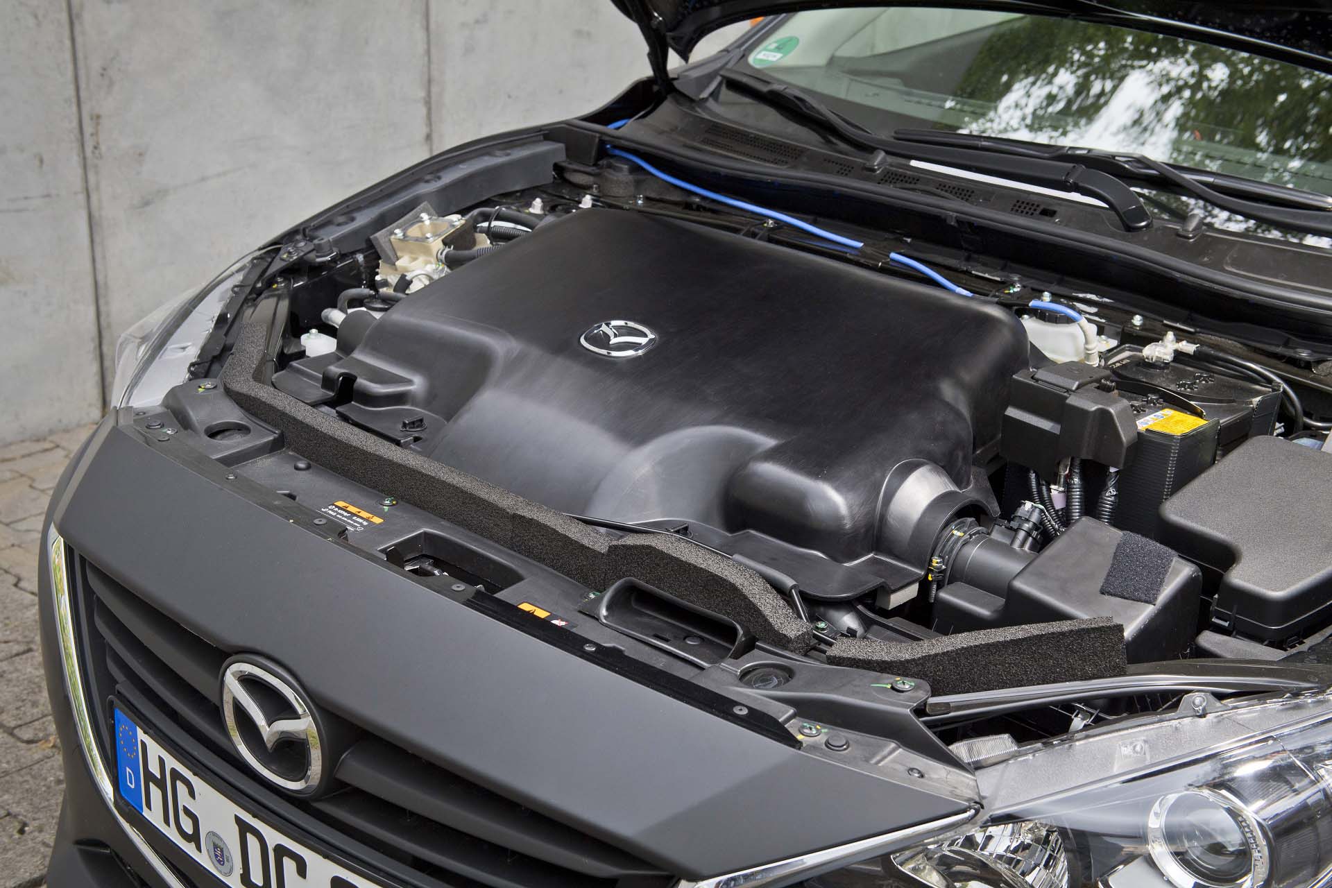 Mazda's SkyActiv-X: diesel fuel economy from gasoline engine