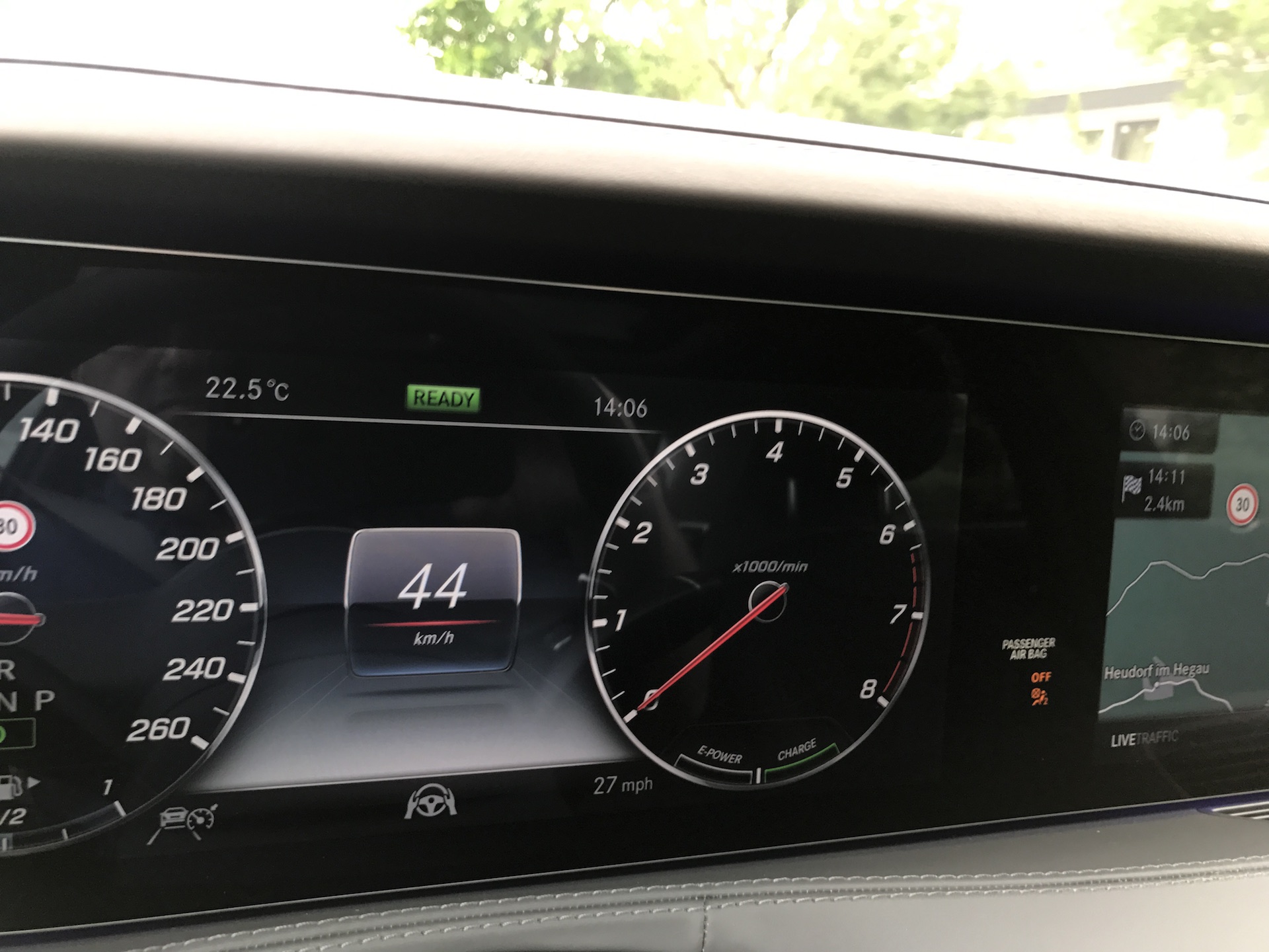 The advantages of the Mercedes-Benz 48-volt system