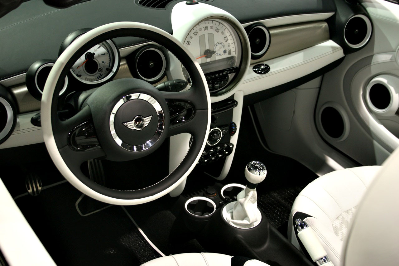 Another Extreme from Mini: The MINI Roadster Debuts in Frankfurt