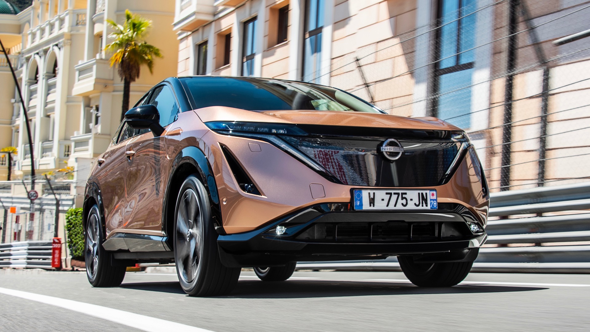 Nissan targets 40% battery electric models for US by 2030—more than ...