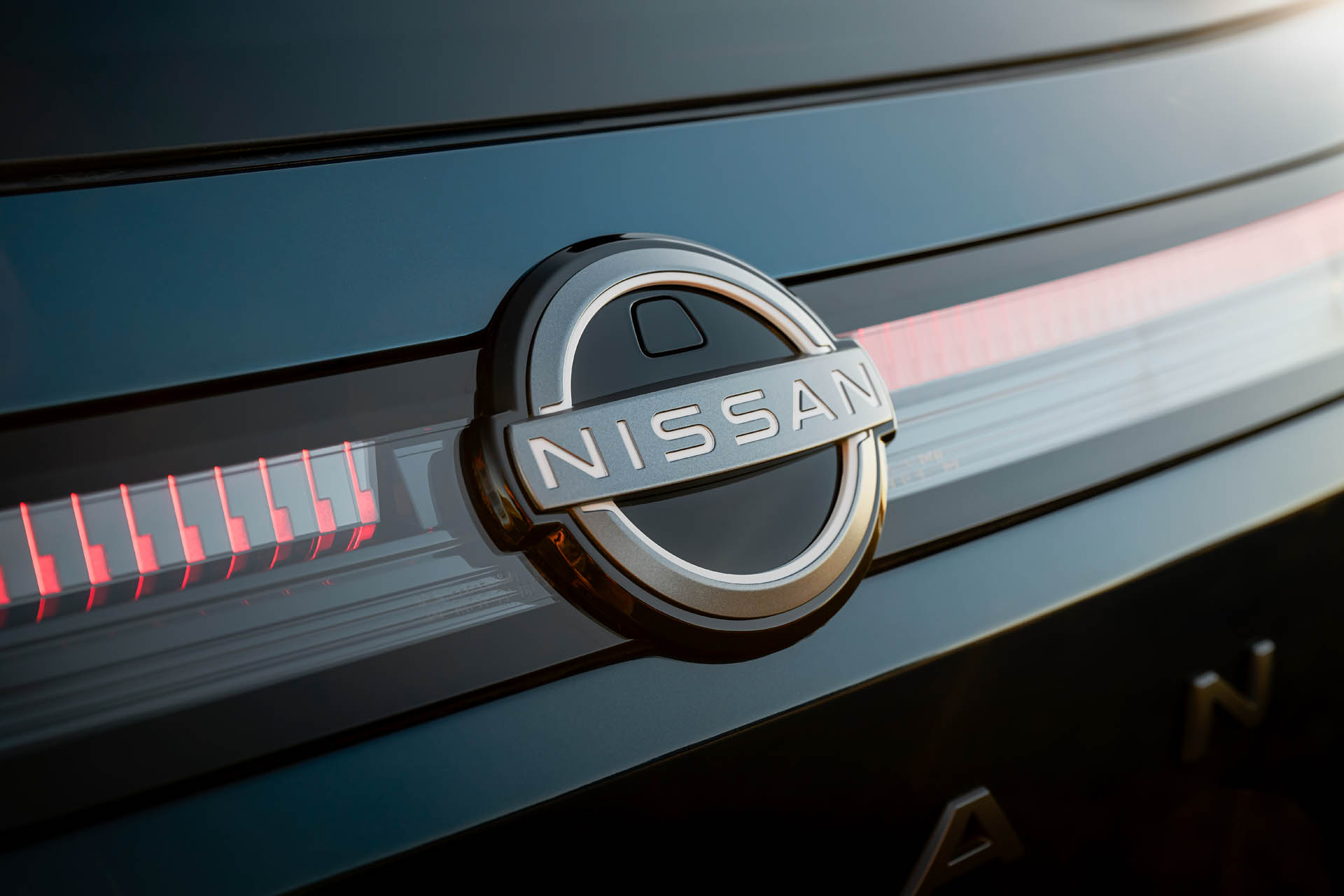 Nissan plans layoffs, plant closures in bid to save itself