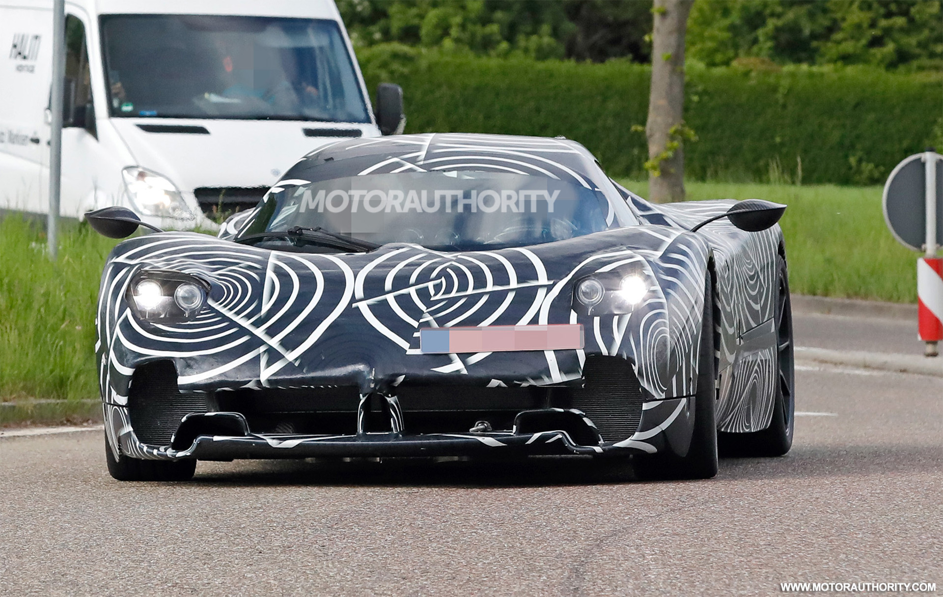 Ferrari SP48 Unica, Pagani C10, Lexus yoke: This Week's Top Photos