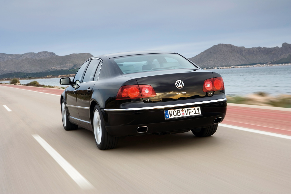 Updated: More images of VW’s new Phaeton