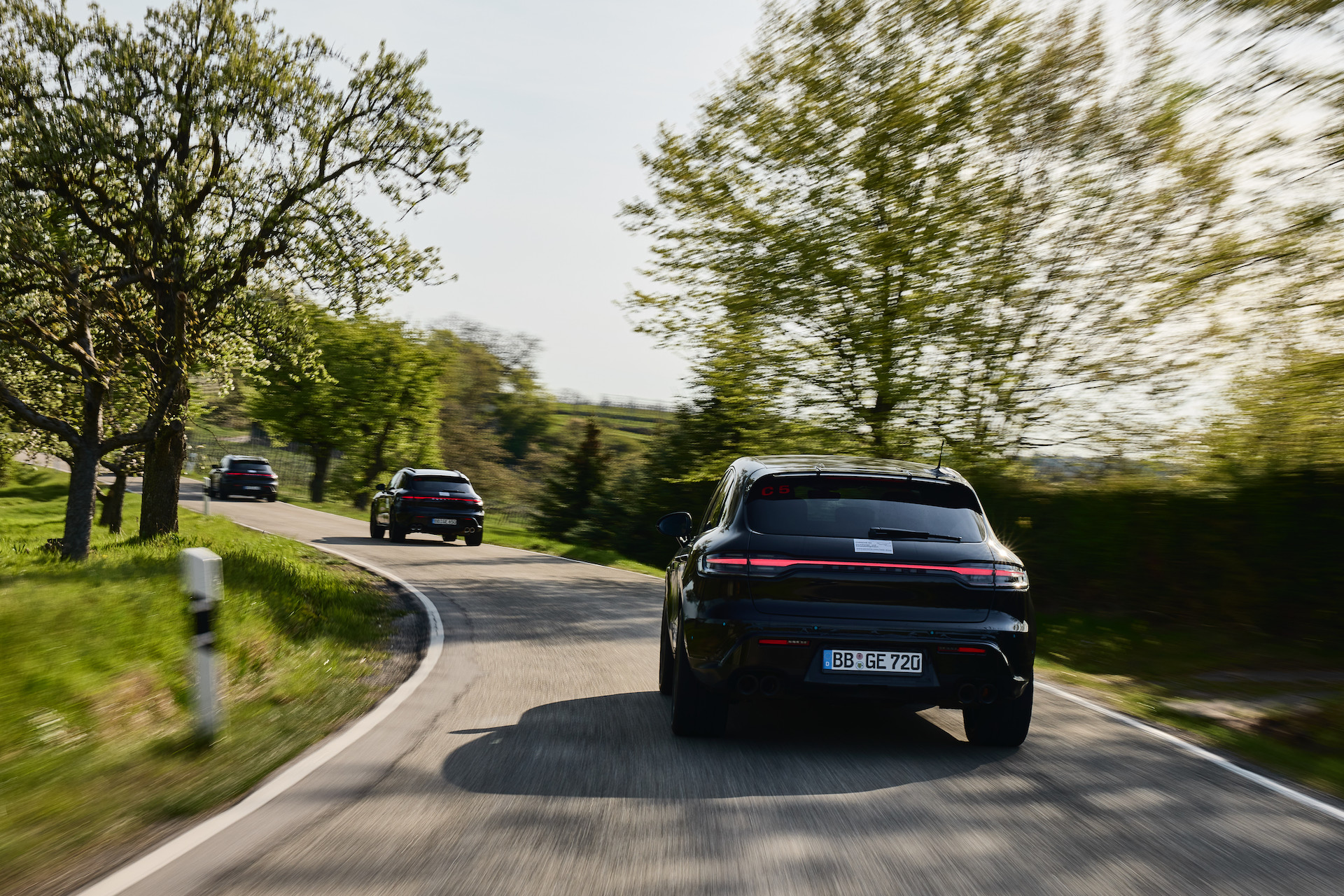 First drive review: 2022 Porsche Macan prototype builds a fun bridge to ...