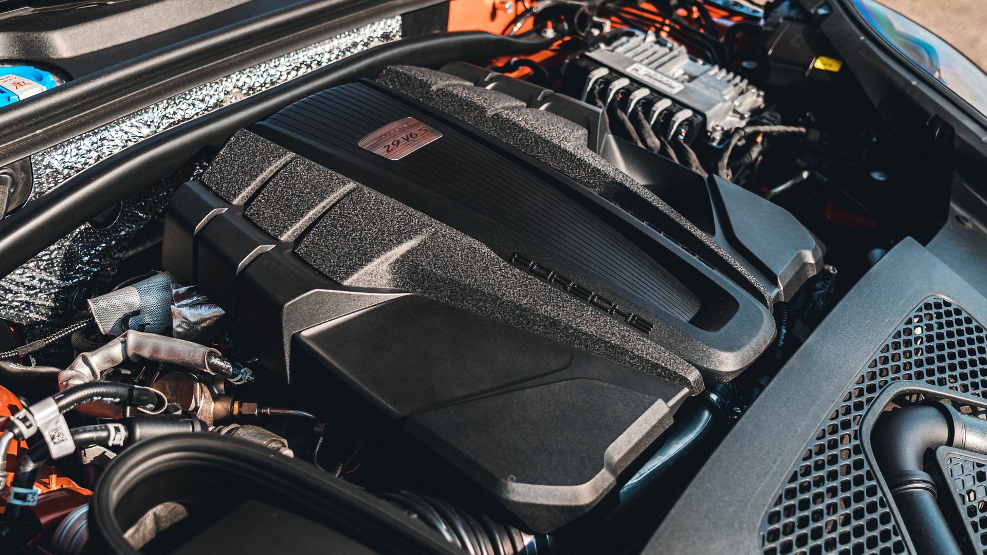 First drive review: 2022 Porsche Macan and Macan S emphasize the drive