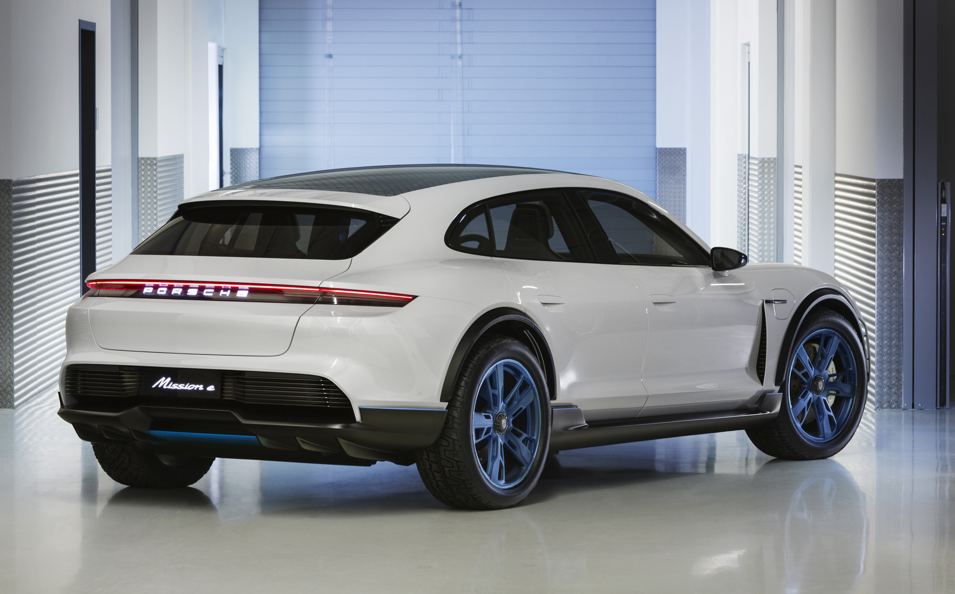 Porsche Mission E platform can support additional body styles