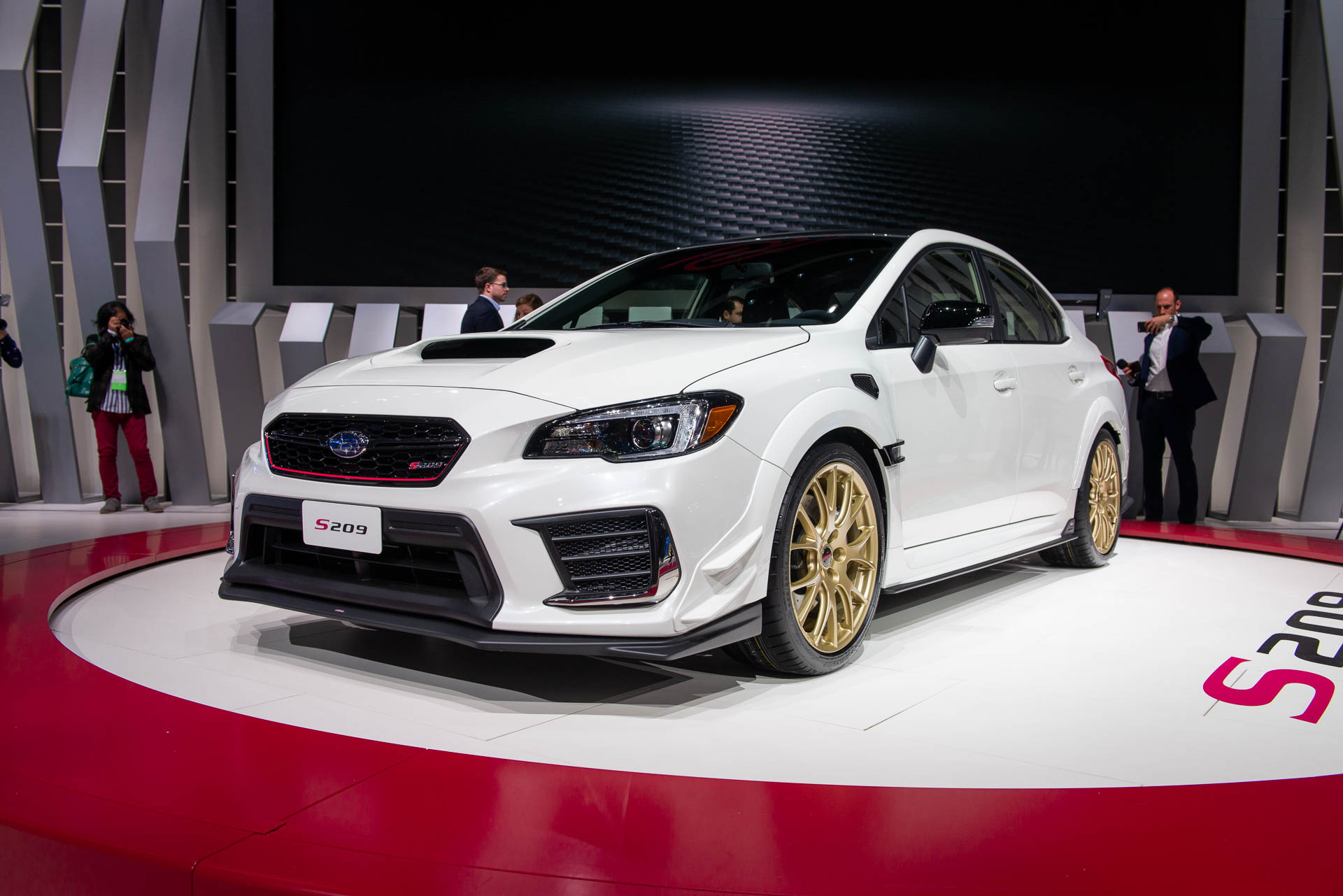 This Week's Top Photos: The 2019 Detroit auto show edition