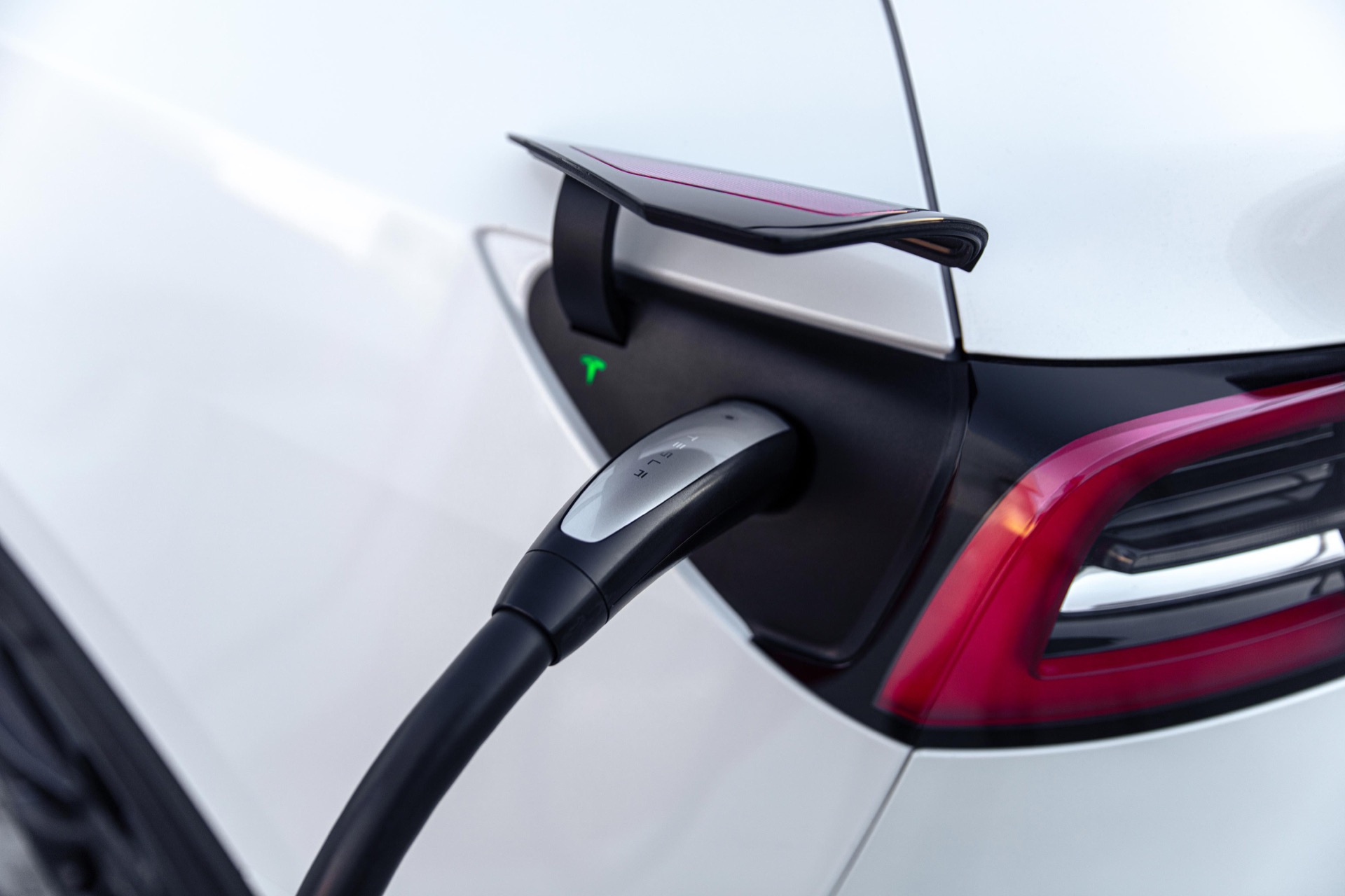 Tesla's NACS EV fast-charging standard lags in locations vs. CCS